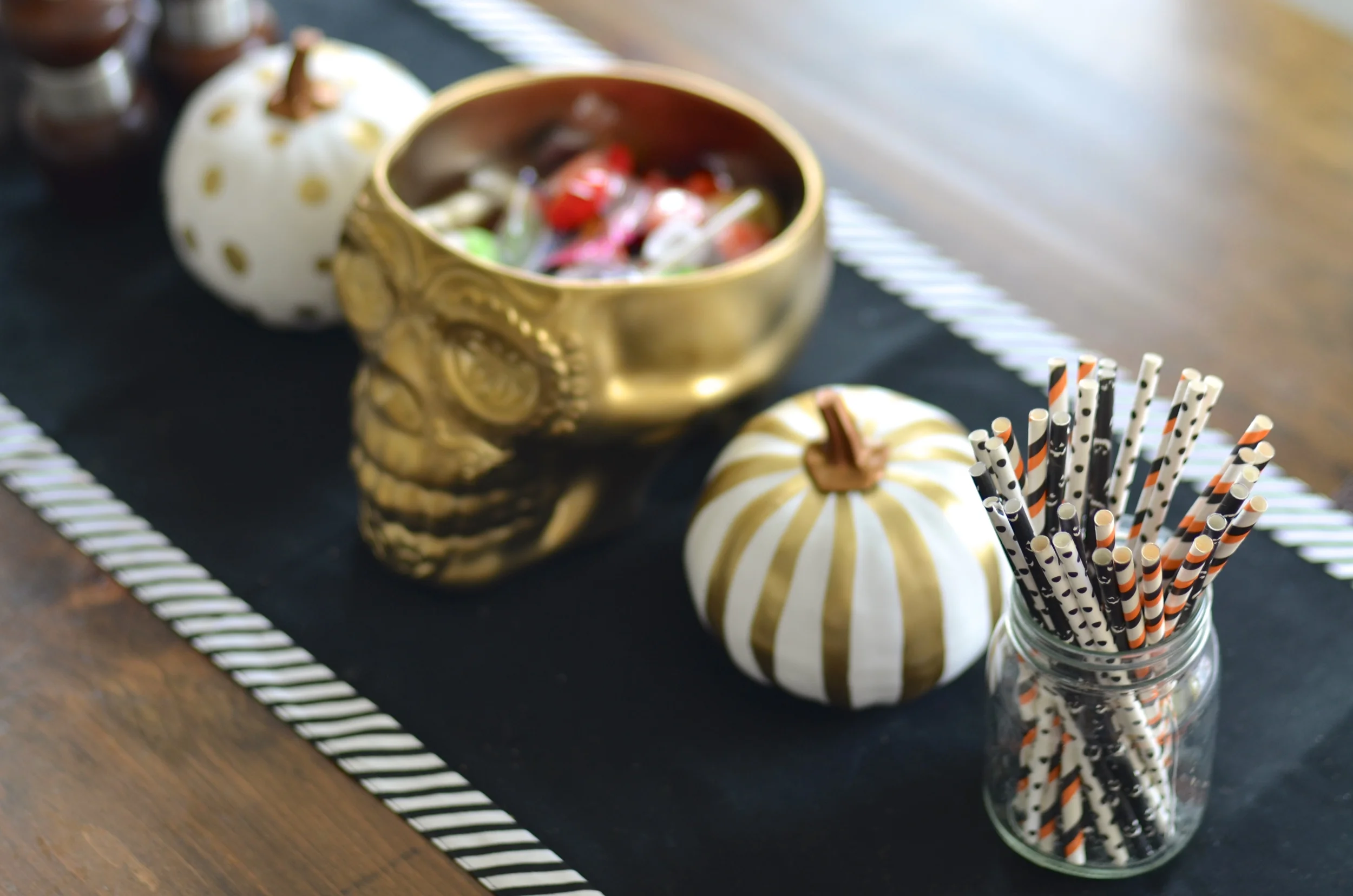 Happy Hallo(week) // Halloween Home Tour and Pumpkins Galore! — Breanna ...