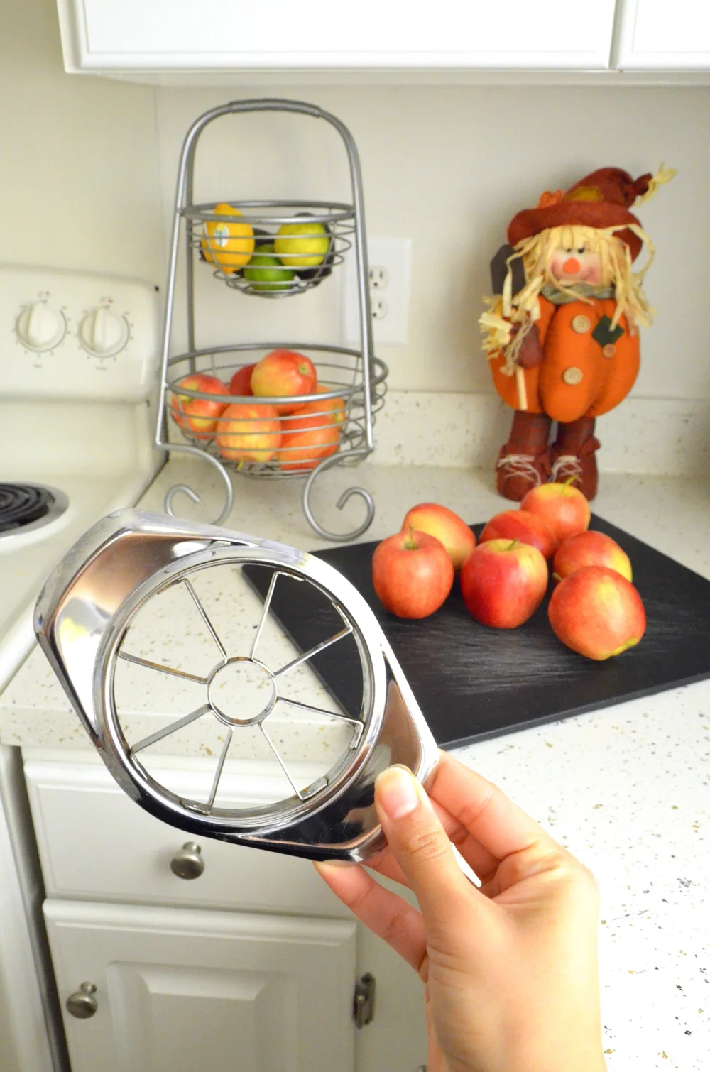 Happy Thanksgiving // Fall-Themed Apple Pie — Breanna Spain Blog