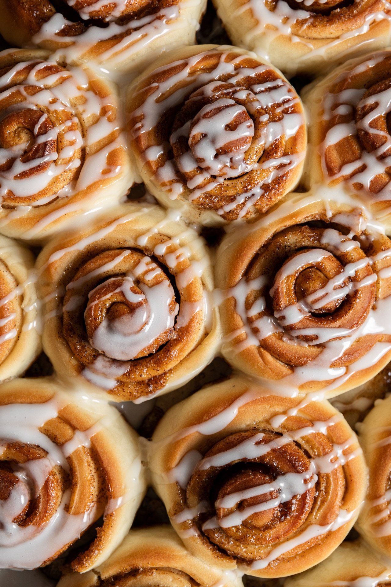 Cinnamon Roll Christmas Tree — knead. bake. cook.