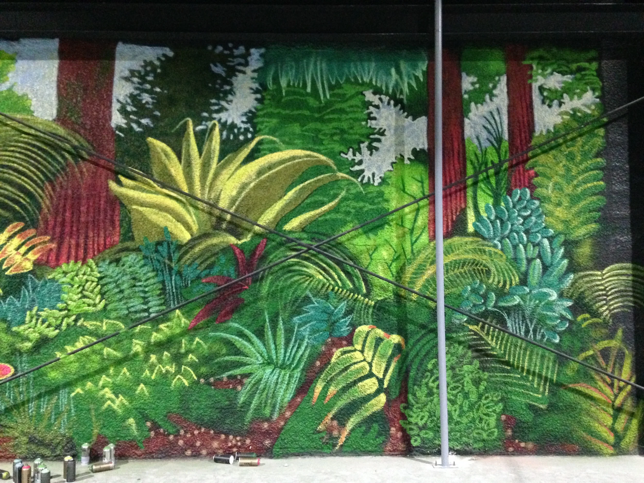 Maddy Butcher, British street artist, illustrator & painter, Dubai UAE ...