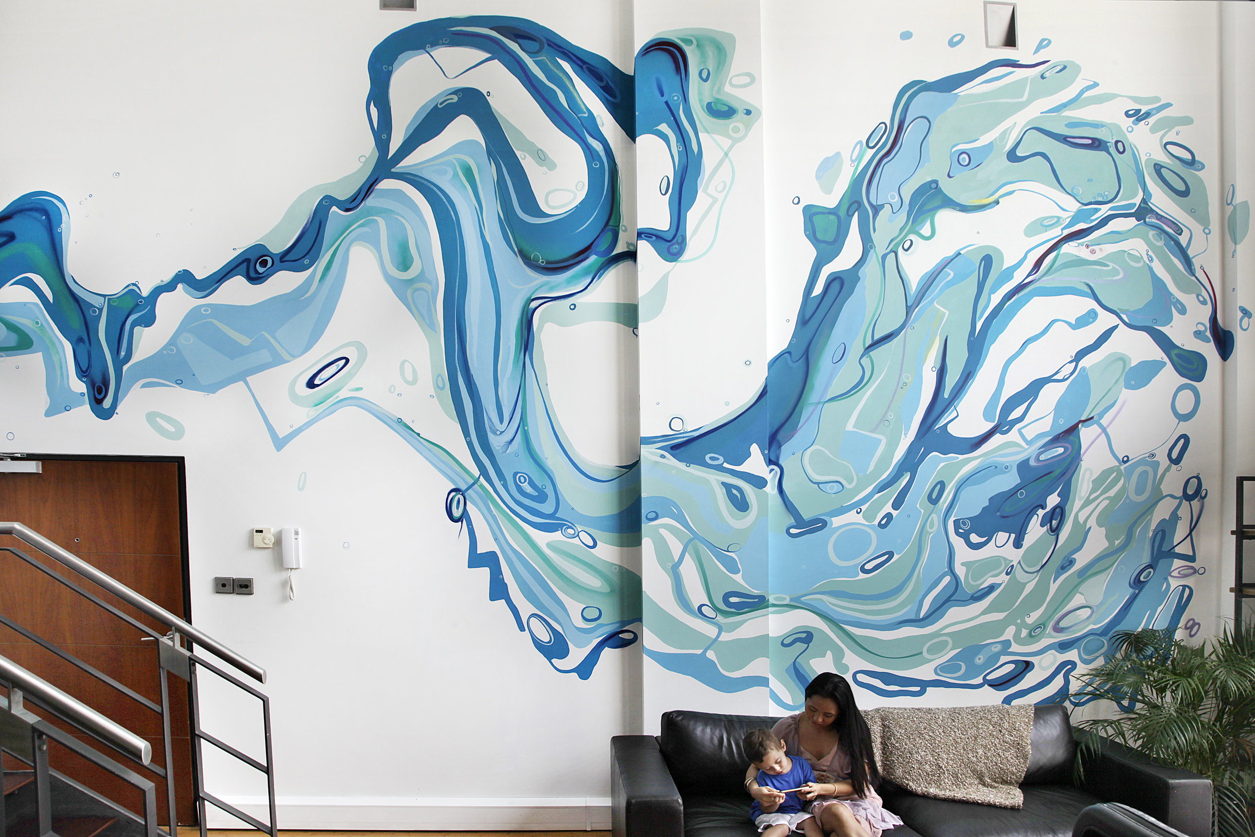 Maddy Butcher, British street artist, illustrator & painter, Dubai UAE ...