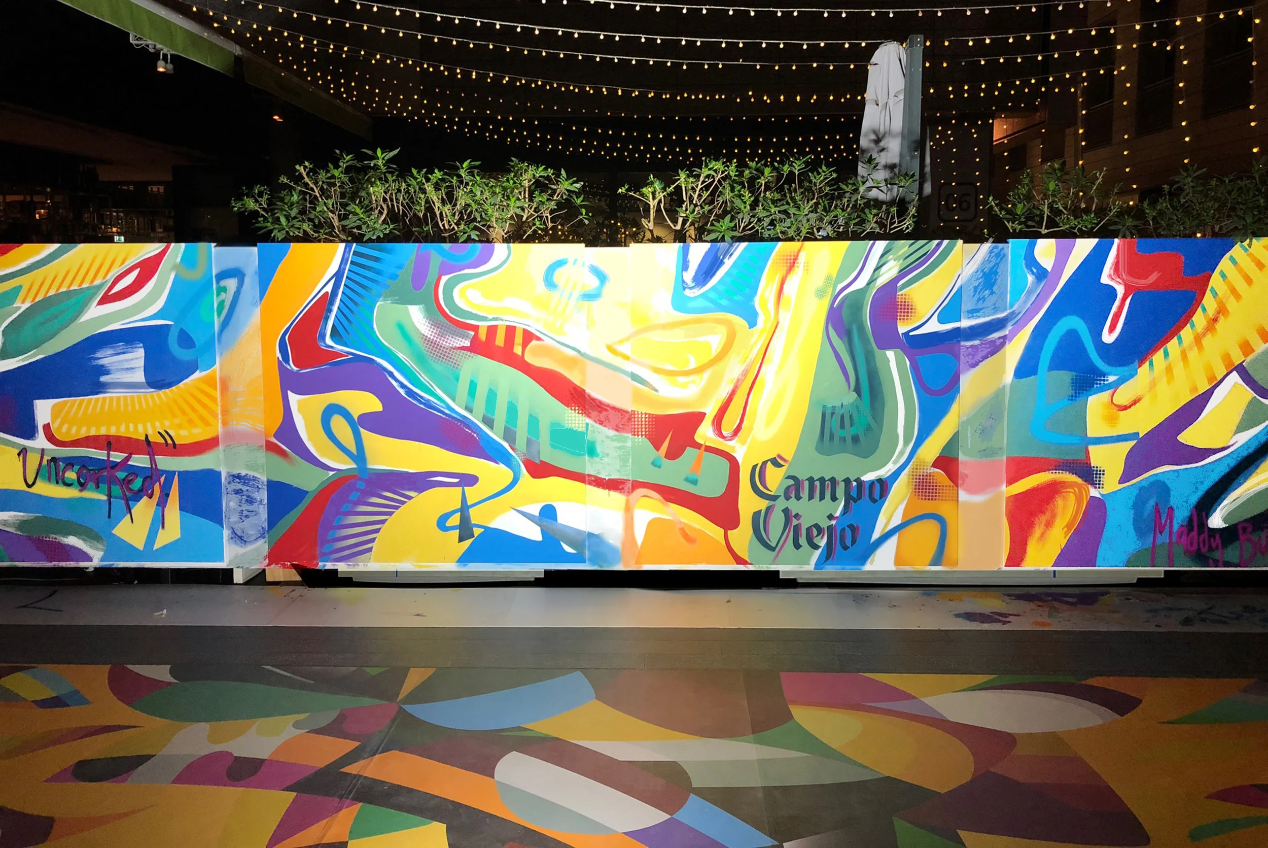 Maddy Butcher, British street artist, illustrator & painter, Dubai UAE ...