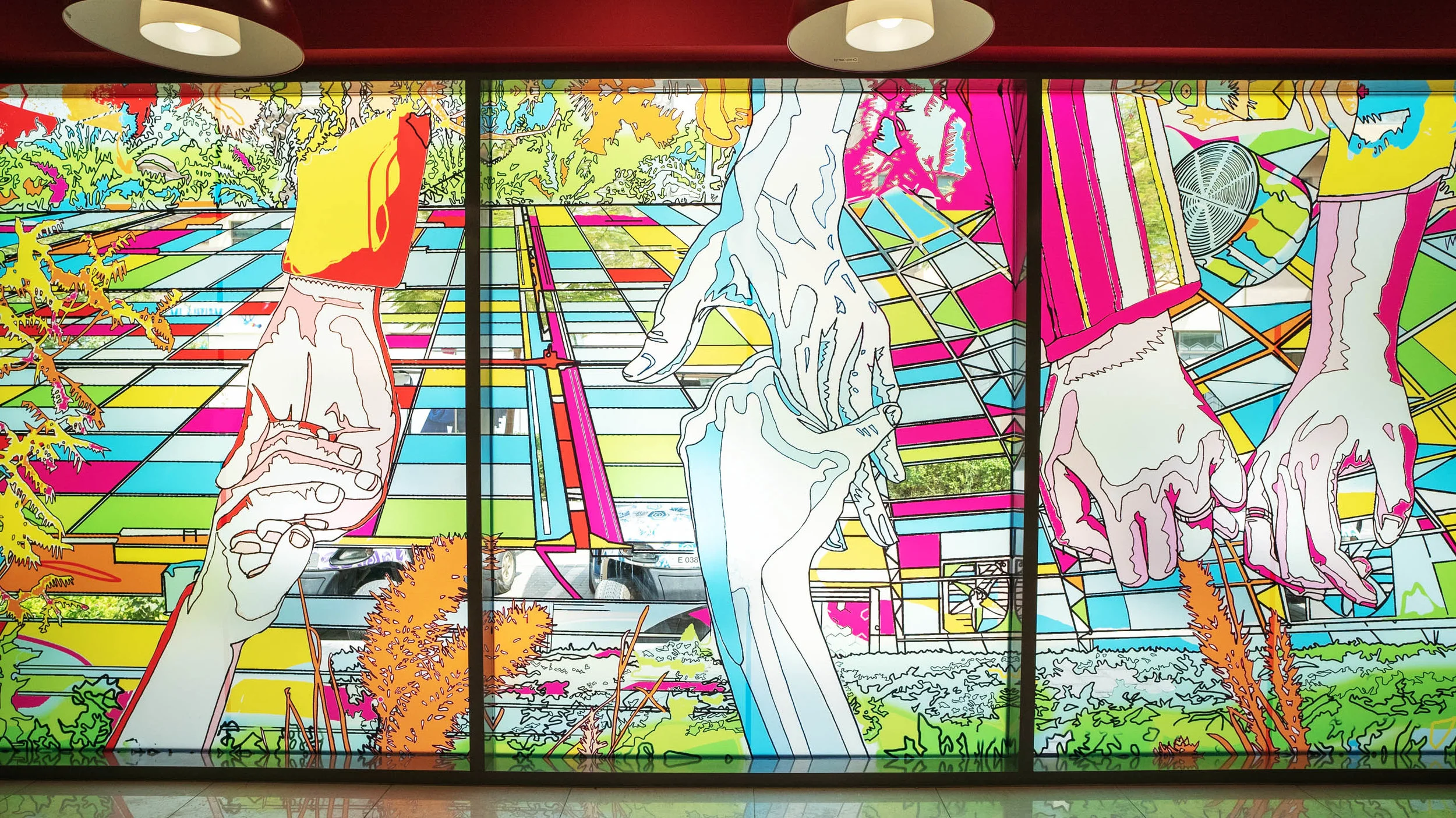 Maddy Butcher, British street artist, illustrator & painter, Dubai UAE ...