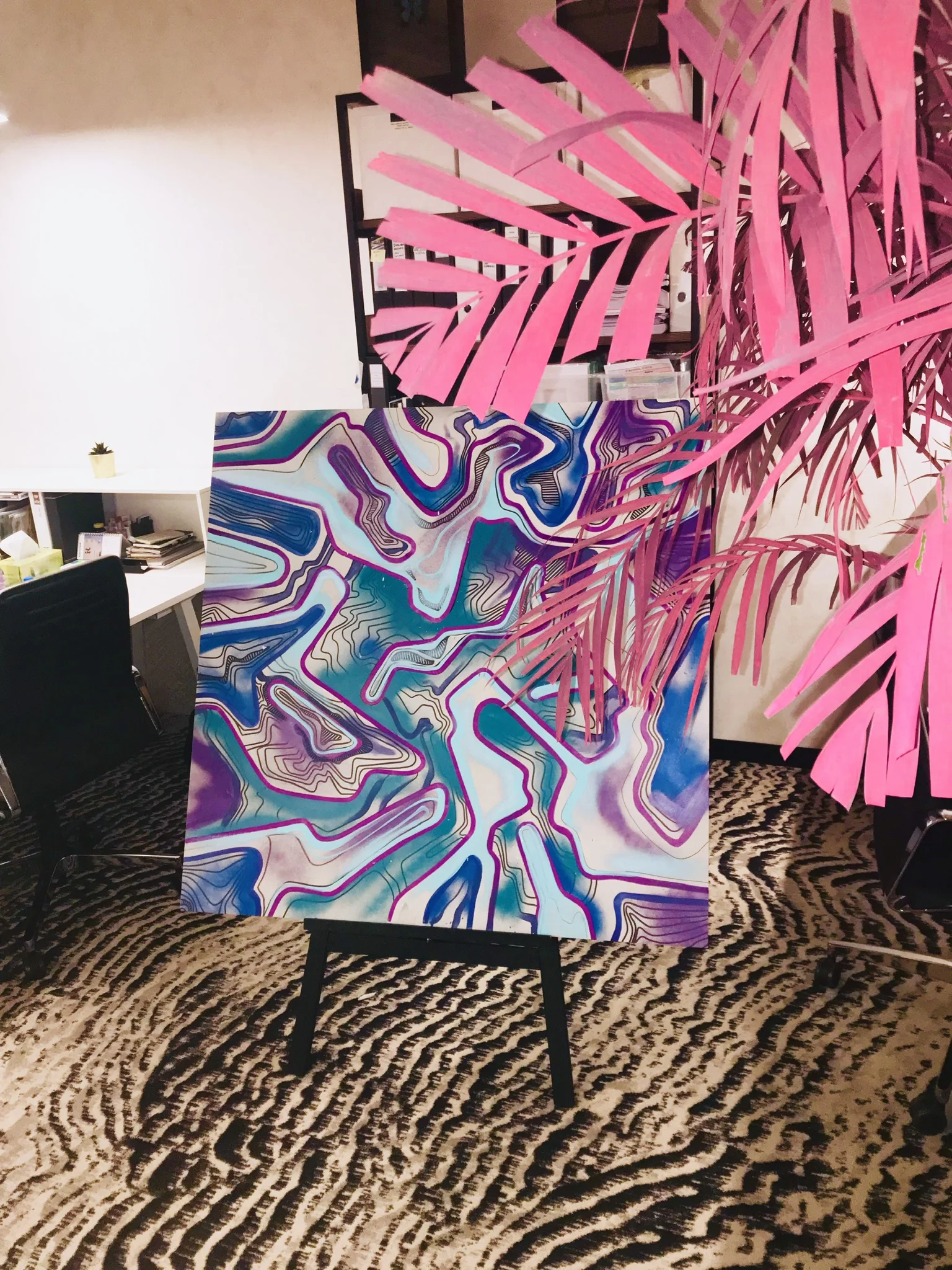 Maddy Butcher, British street artist, illustrator & painter, Dubai UAE ...