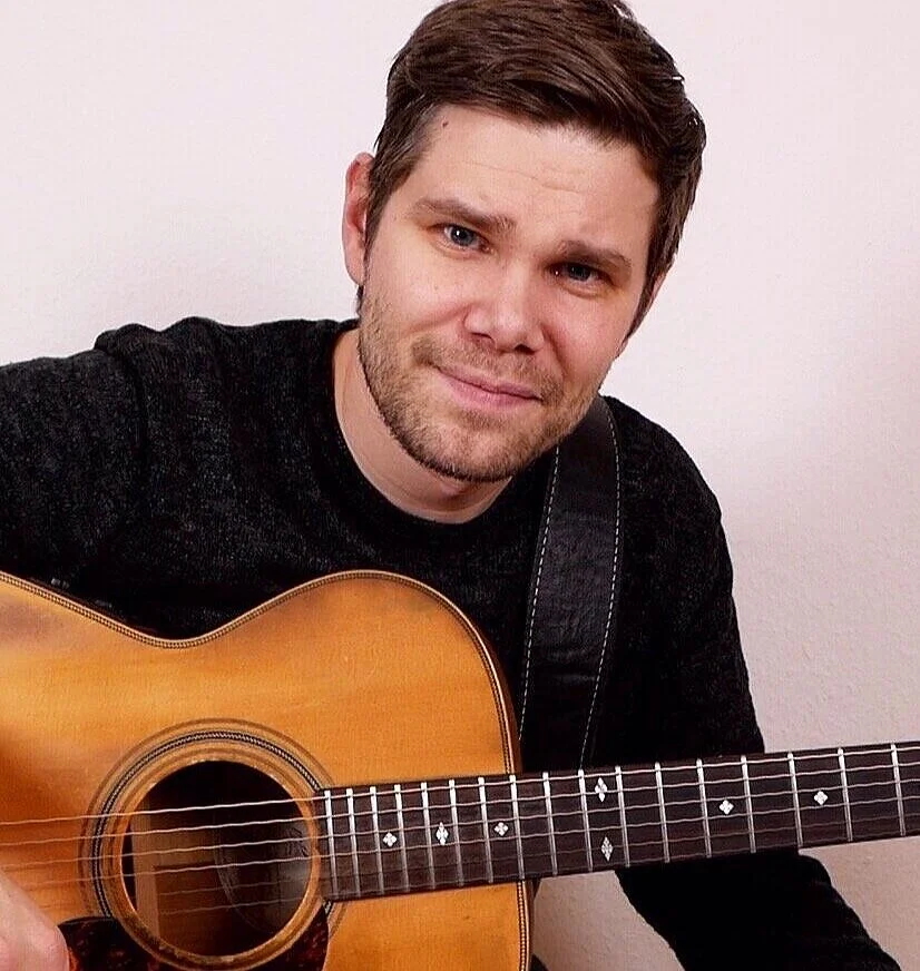 About — emil ernebro