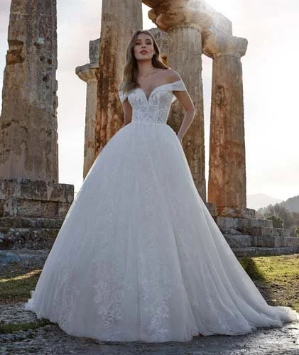 London wedding dresses — Bridal Rogue Gallery