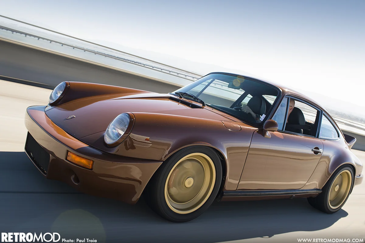 Porsche 911 ST Tribute in Fraise — RETROMOD