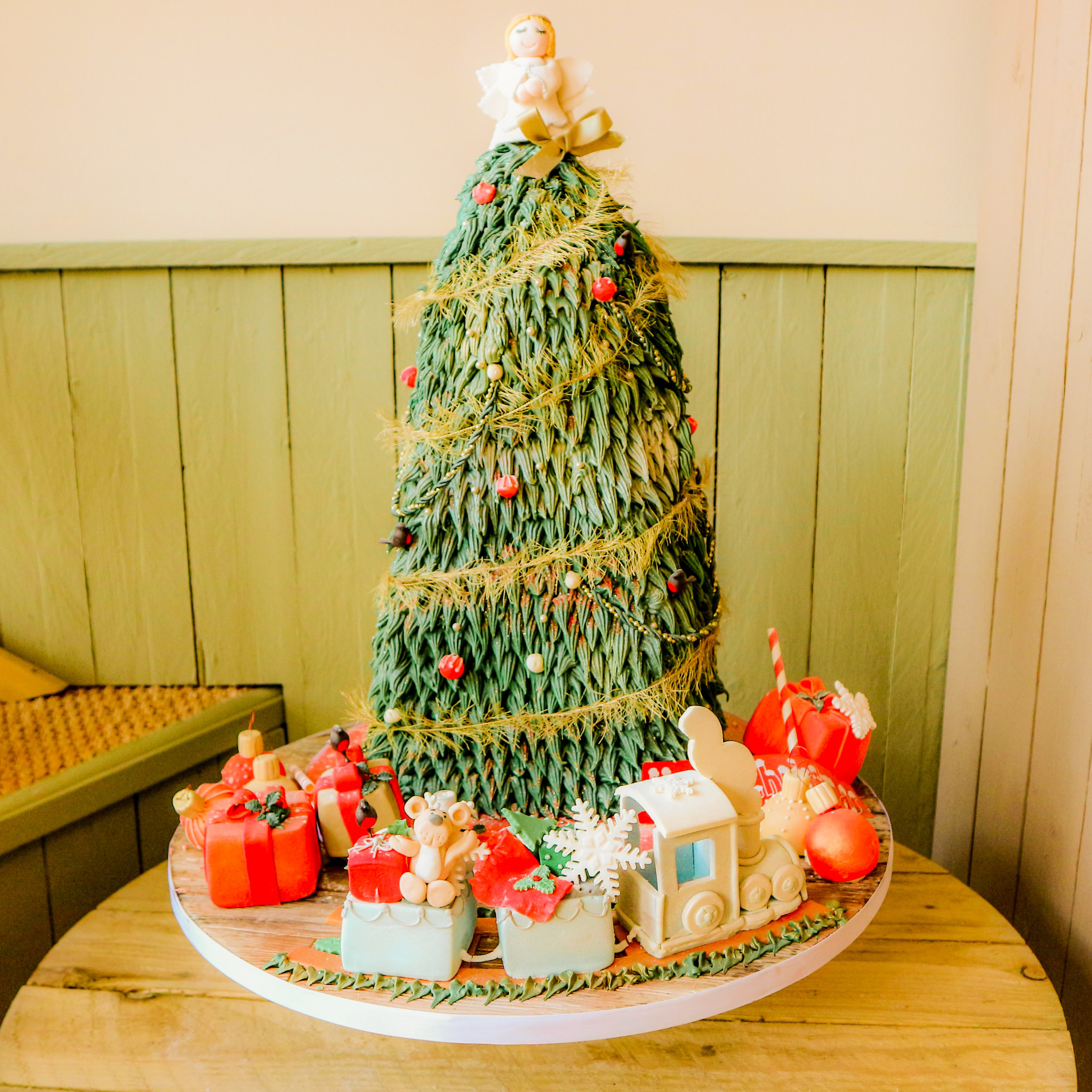 Christmas — Cake Supreme Ipswich