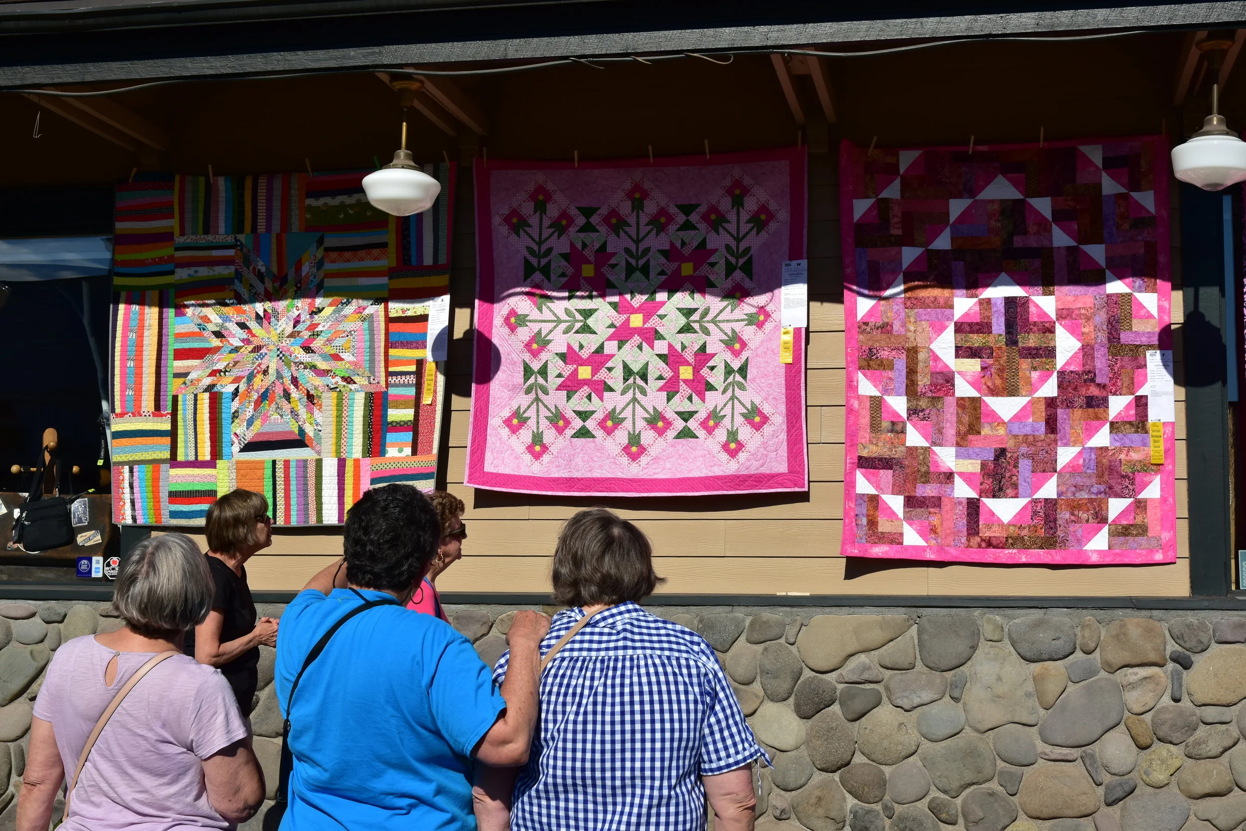 Sisters Outdoor Quilt Show 2018 :: Part 1 — Kristin Shields