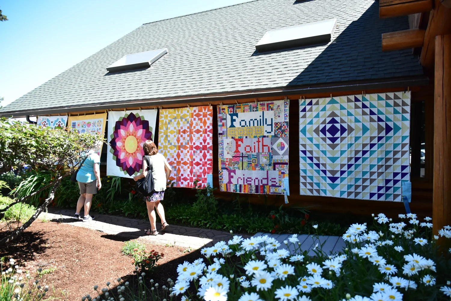 Sisters Quilt Show : Featured Quilters — Kristin Shields