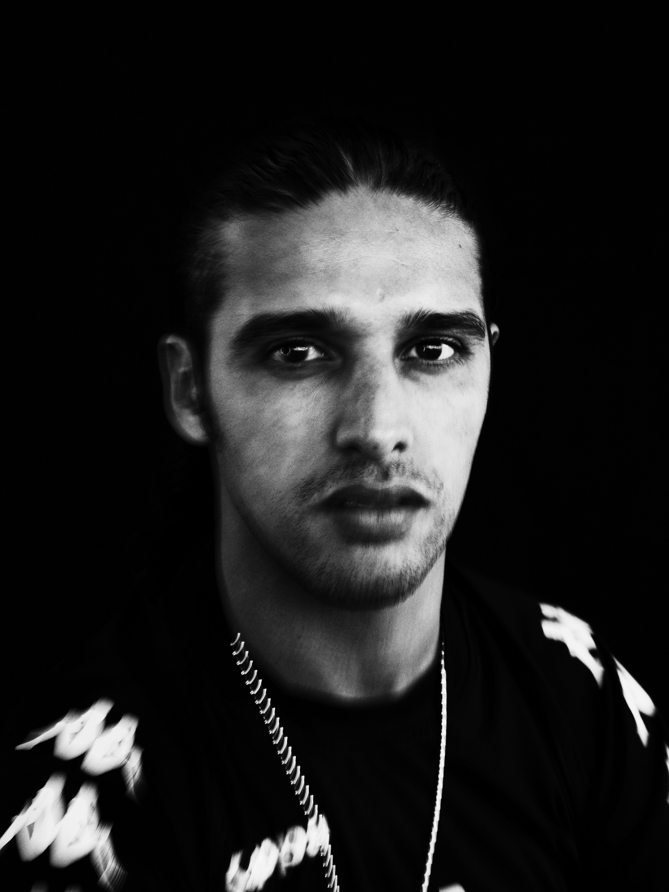 Editorial — LUKASGÖBEL