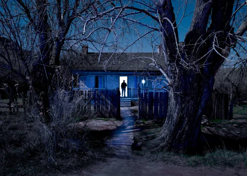 Staying Invisible While Light Painting—The Art of not Being Seen ...