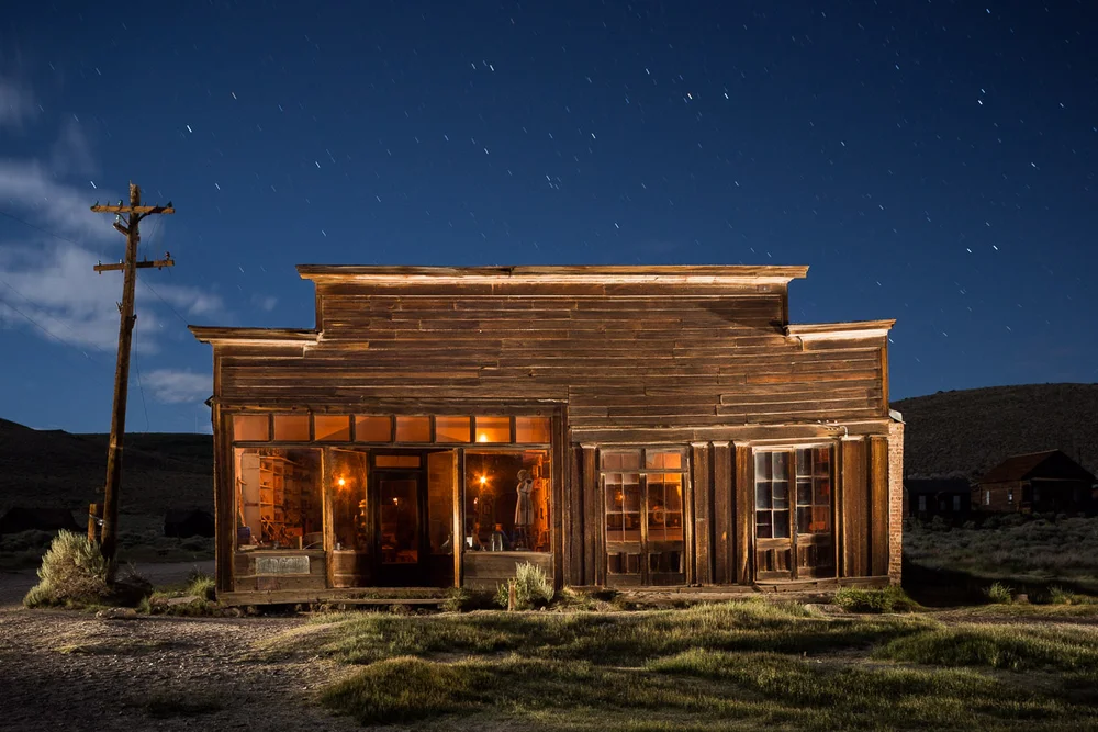 Advanced Light Painting: Balancing Ambient and Added Light to Achieve ...