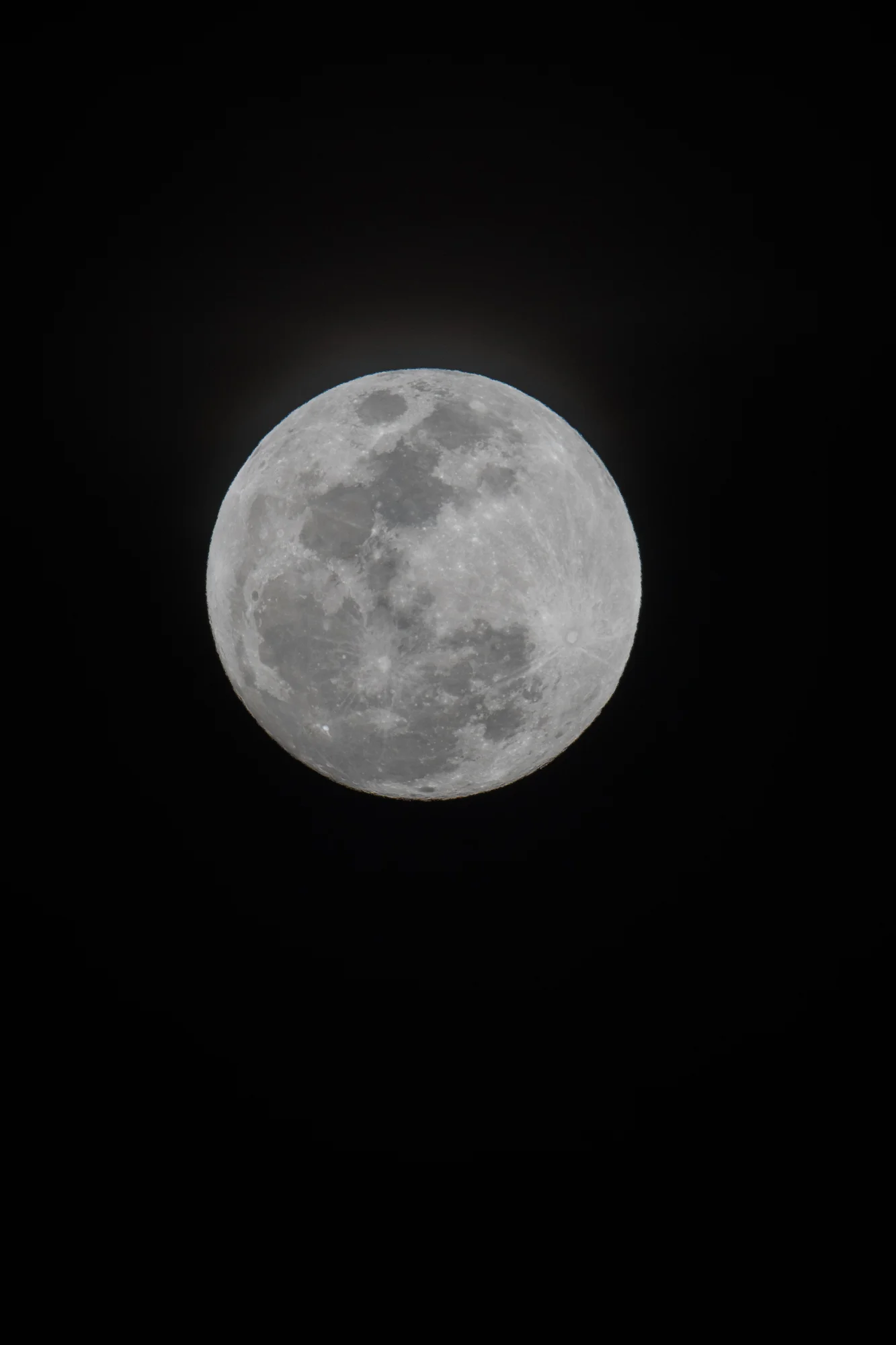 Shooting for the Moon: How to Photograph Earth's Little Cousin ...