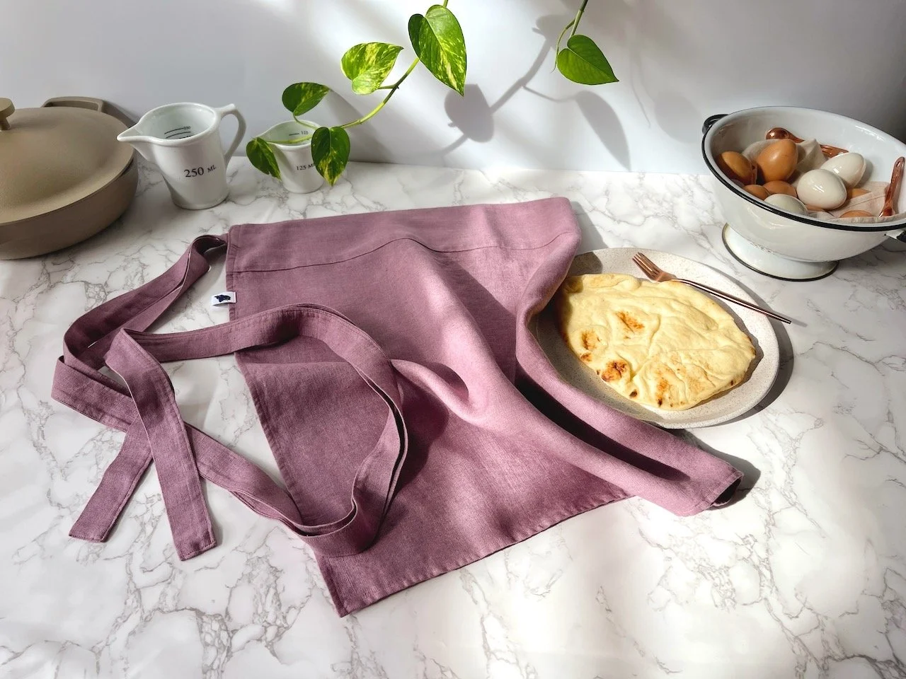 Linen Cafe Apron • Rose — Amphitrite Studio