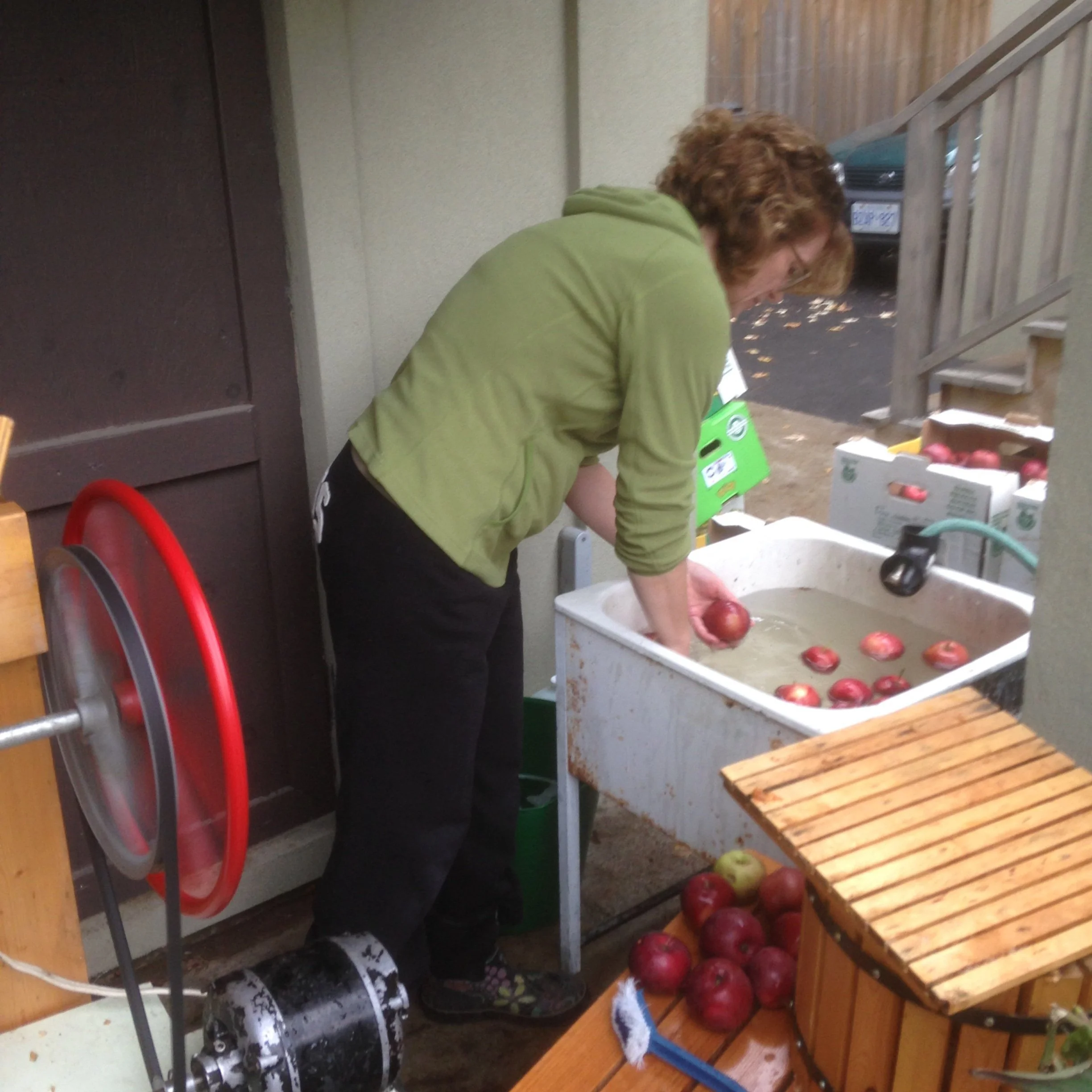 Make Apple Cider at Home — Food Garden Life: Edible Garden, Vegetable ...