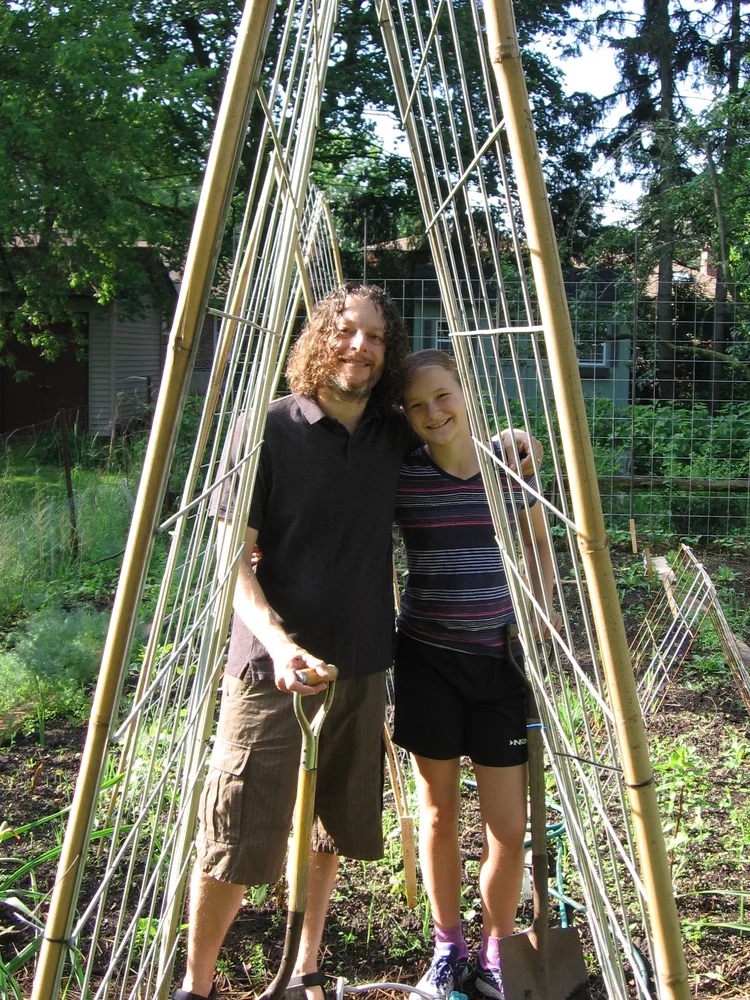 Guide: Vertical Vegetable Garden Ideas and Plants — Food Garden Life