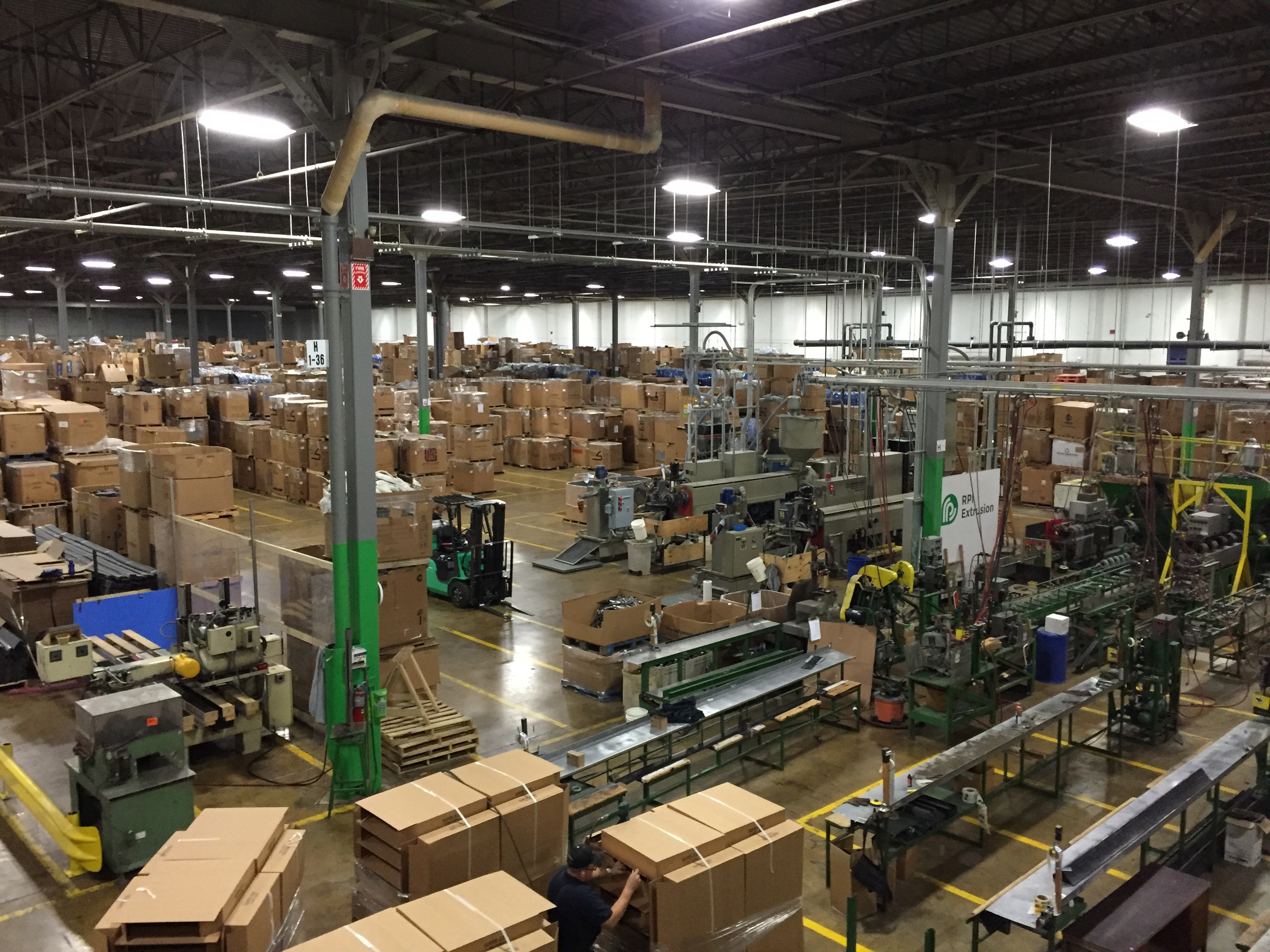 Plastic recycling and regrind supplier | Reource Plastics