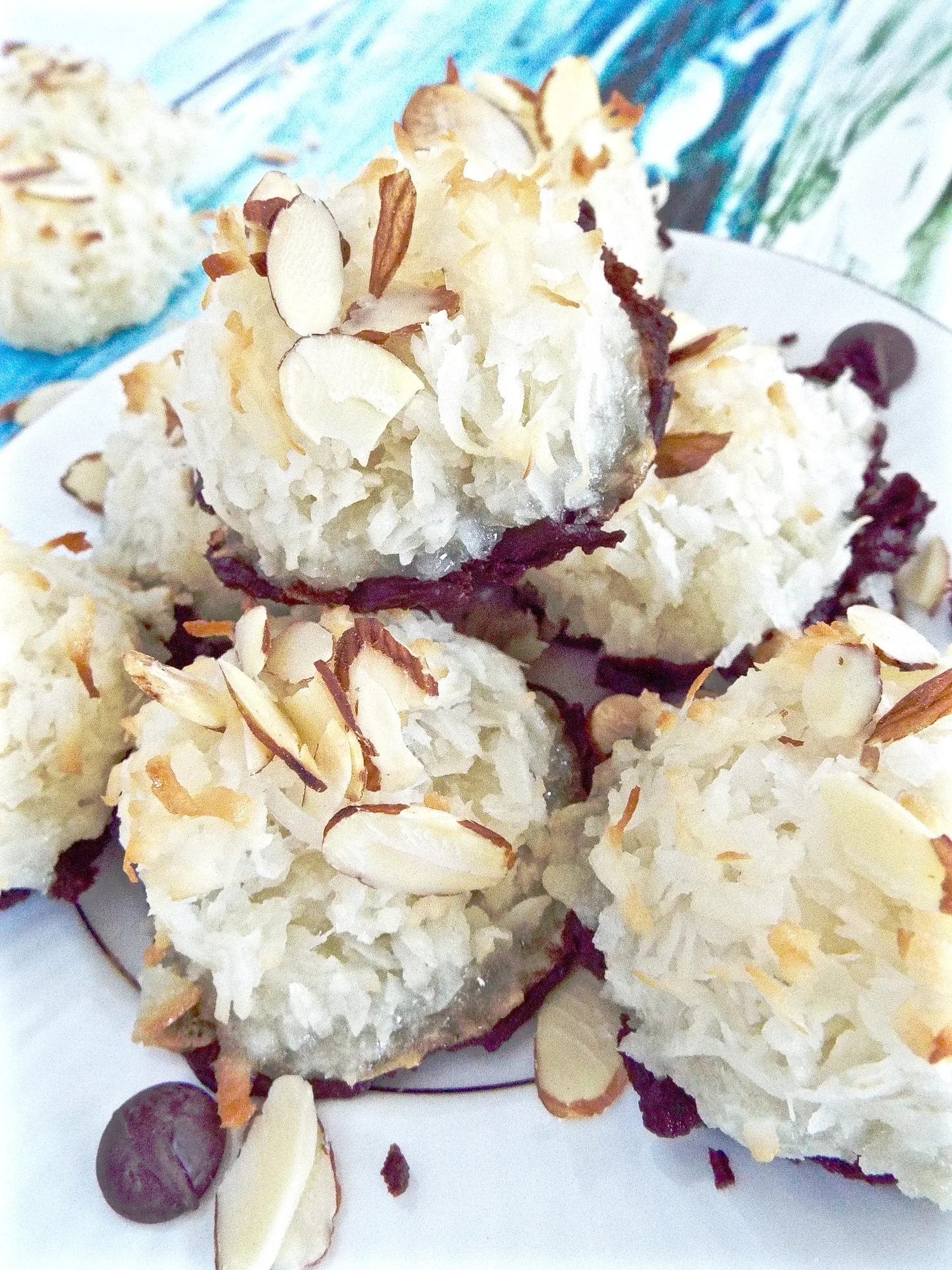 Chocolate Coconut Macaroons — Chocolate Mama Loves VanillaChocolate ...
