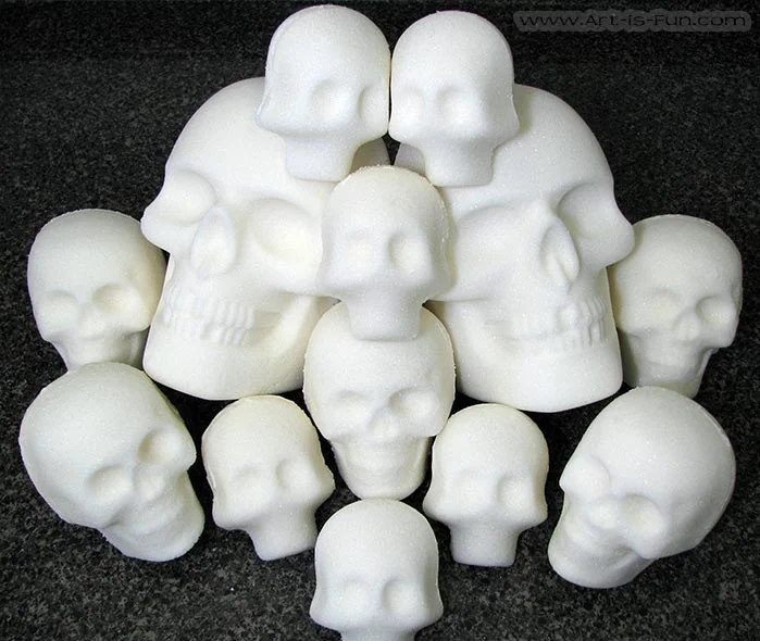 How to Make Sugar Skulls: Step-by-Step Demo with Photos, Using Sugar ...