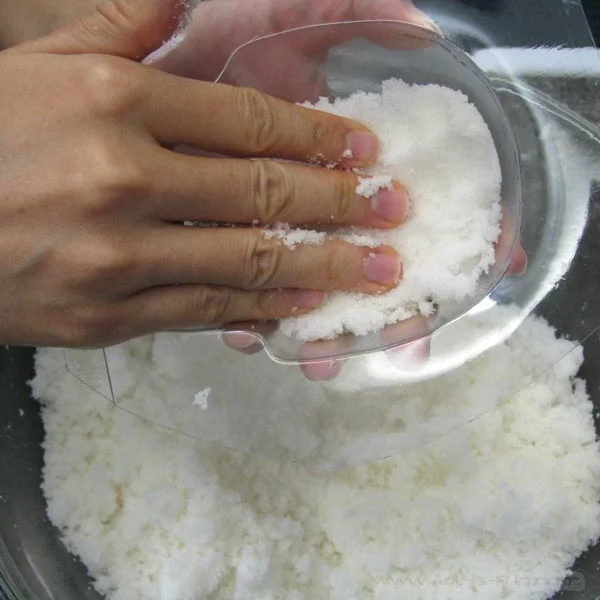 How to Make Sugar Skulls: Step-by-Step Demo with Photos, Using Sugar ...