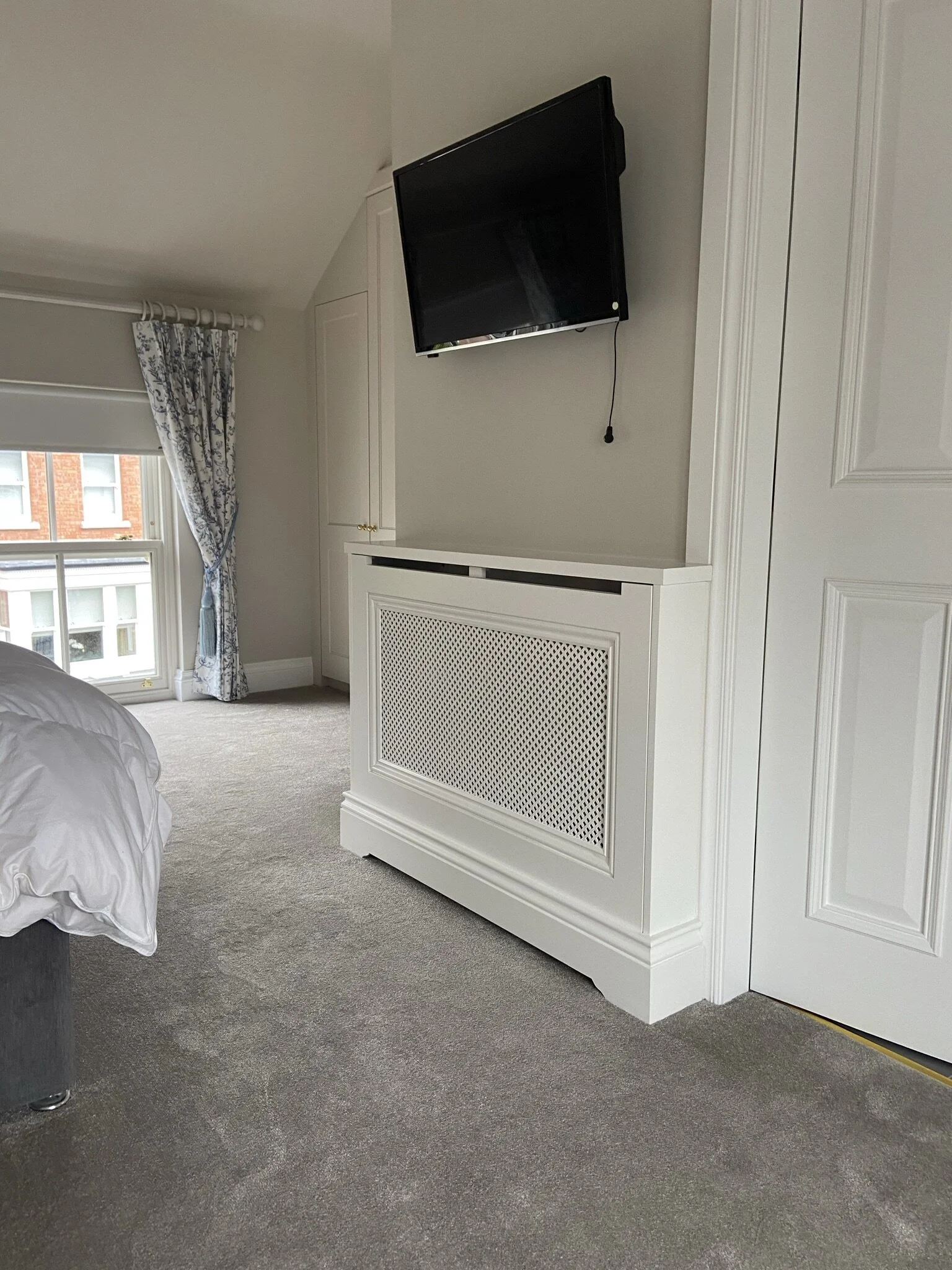 NH Interiors - #1 Wainscoting & Wall Panelling Installation Service in ...