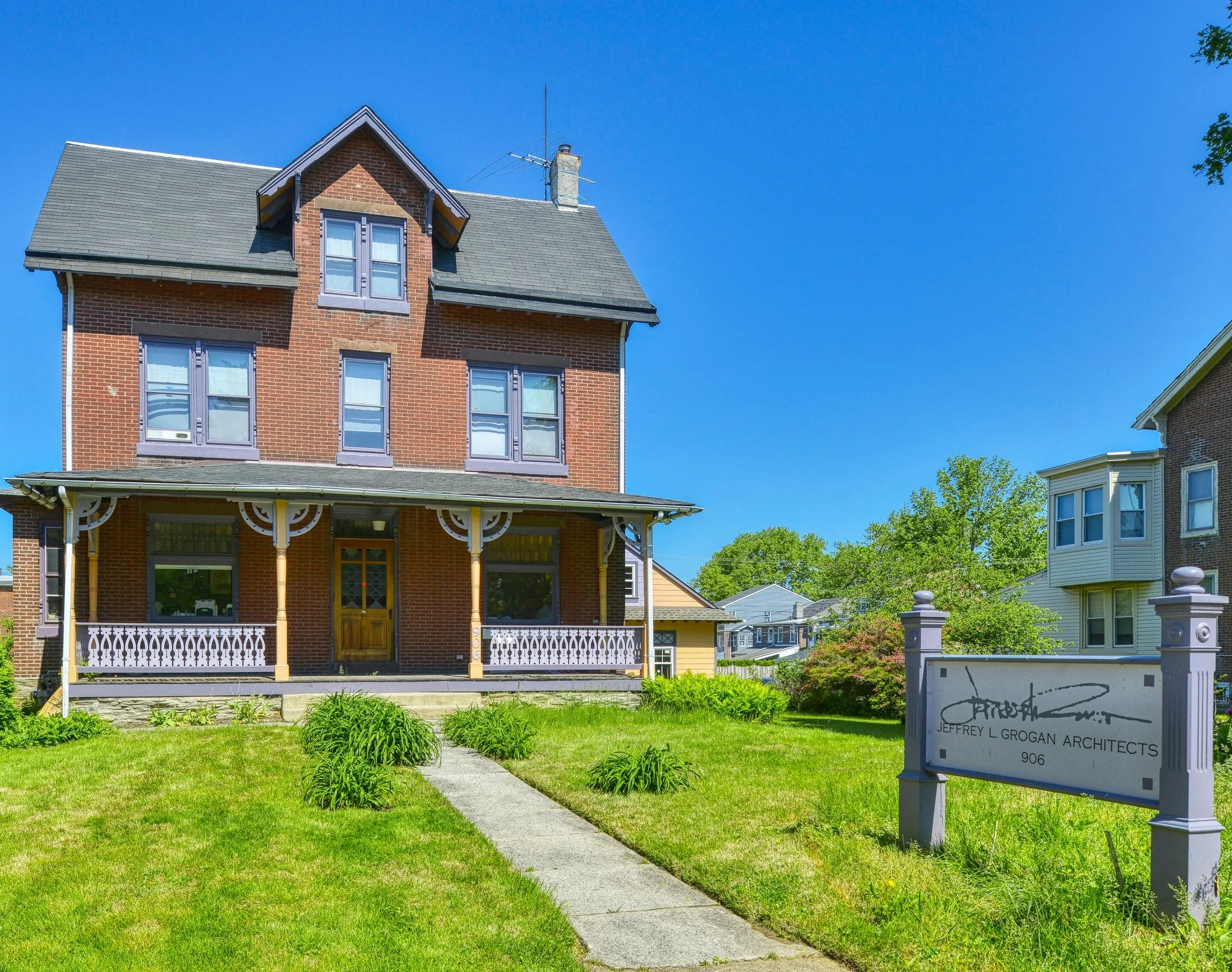 Jeffrey L. Grogan Architects