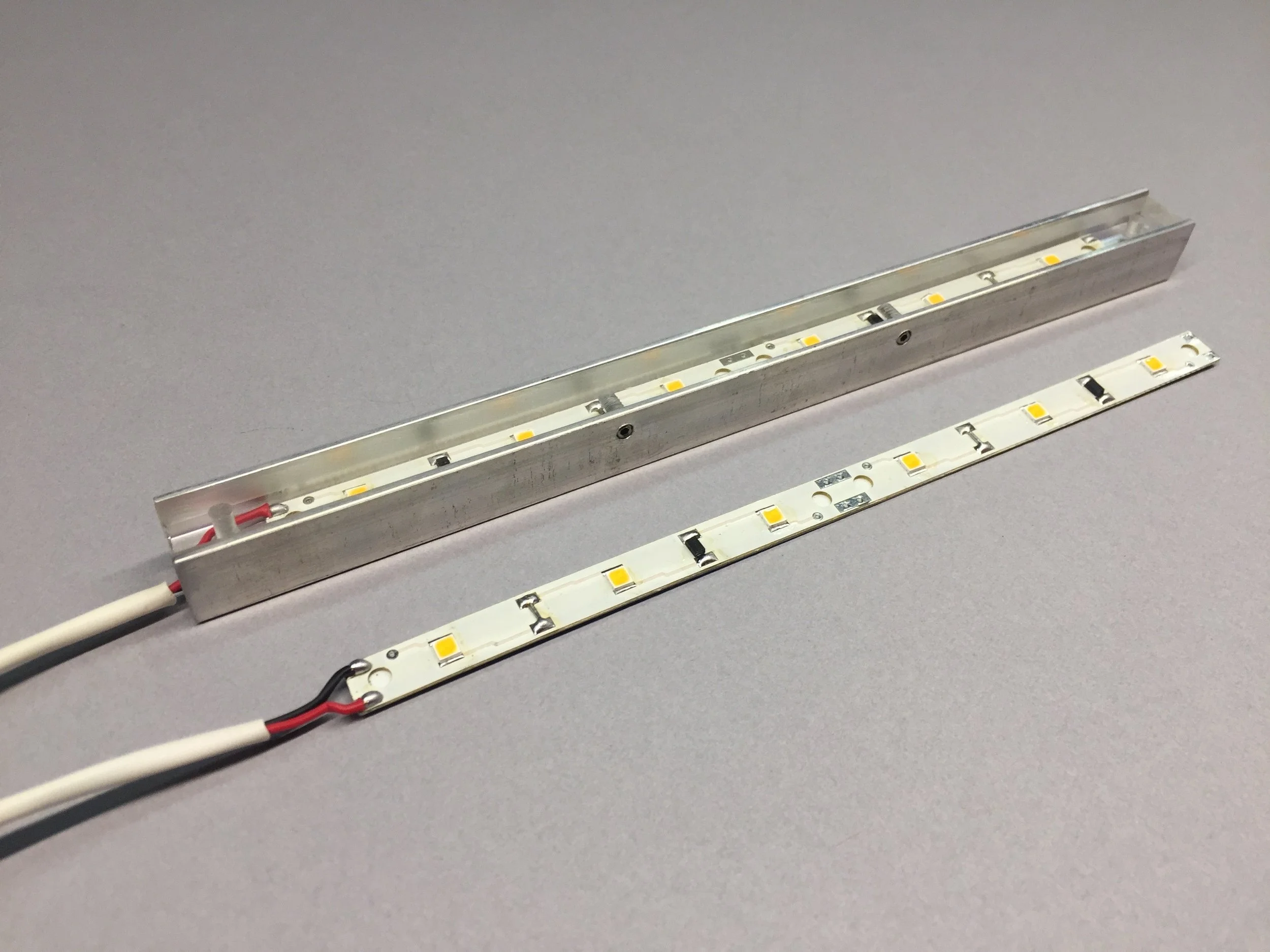 Leaders in solid state LED lighting design | Holly Solar Products, LLC.