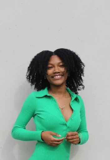 Impact Scholars — LiveGirl