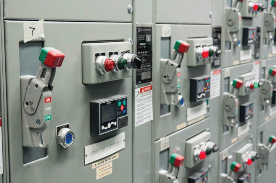 High-Efficiency MCCs: Optimize Power Distribution with IndustLabs Motor Control Centers