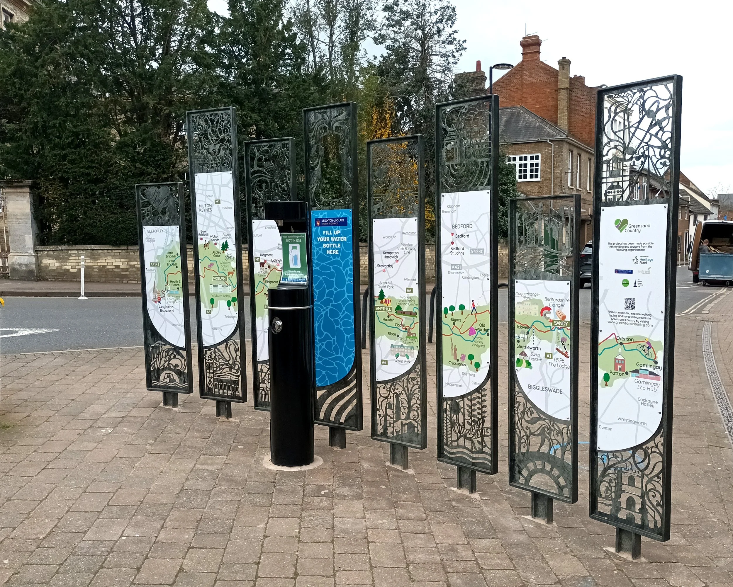 The Lollipops of Leighton Buzzard — Differentia