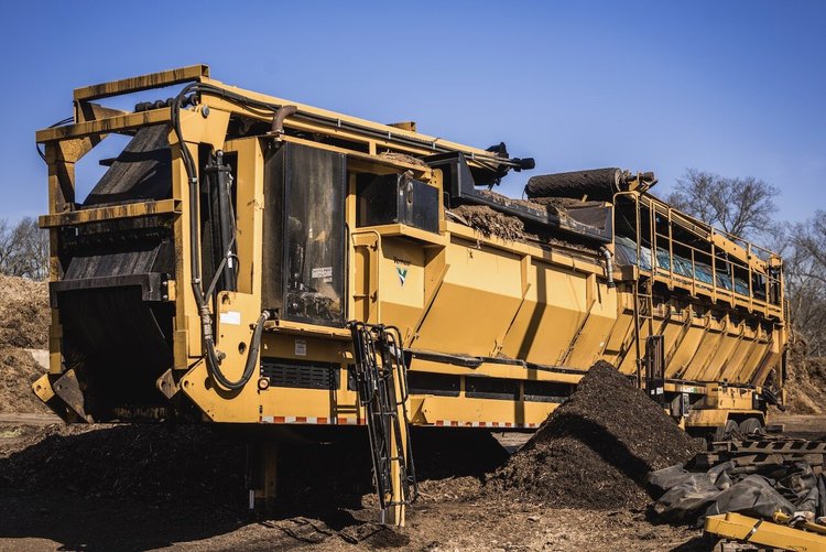 Soil Dynamics - Locally Made Soil & Mulch of Omaha