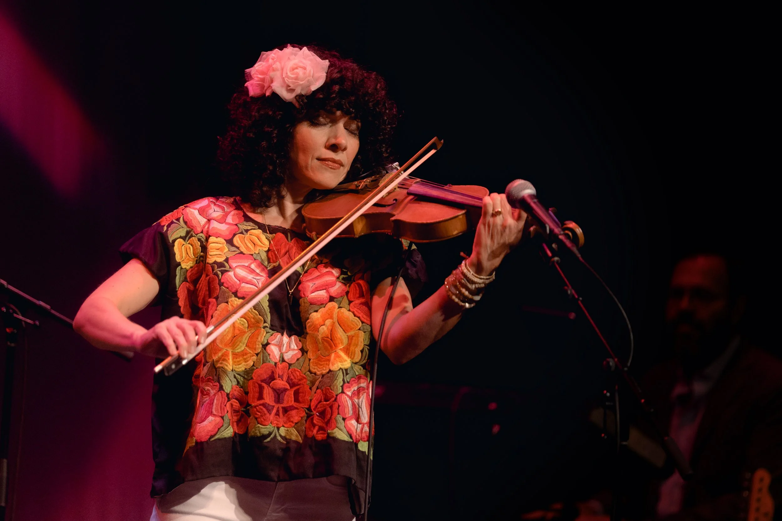 News — Carrie Rodriguez