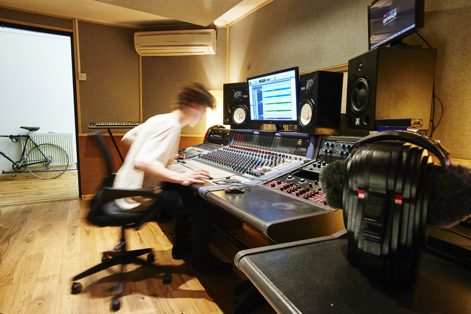 dBs Institute of Sound & Digital Technologies