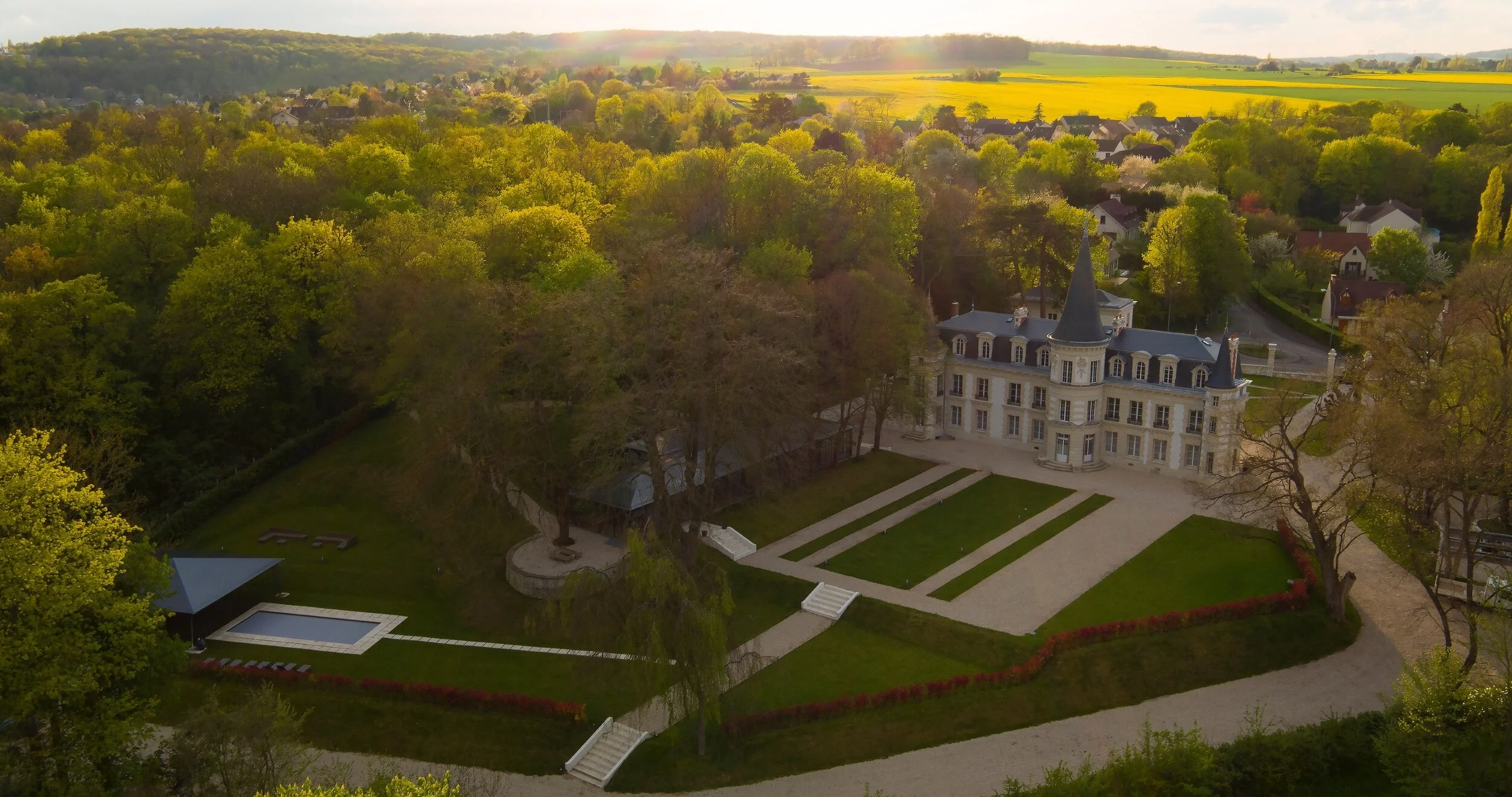 Le Château d'Hardricourt