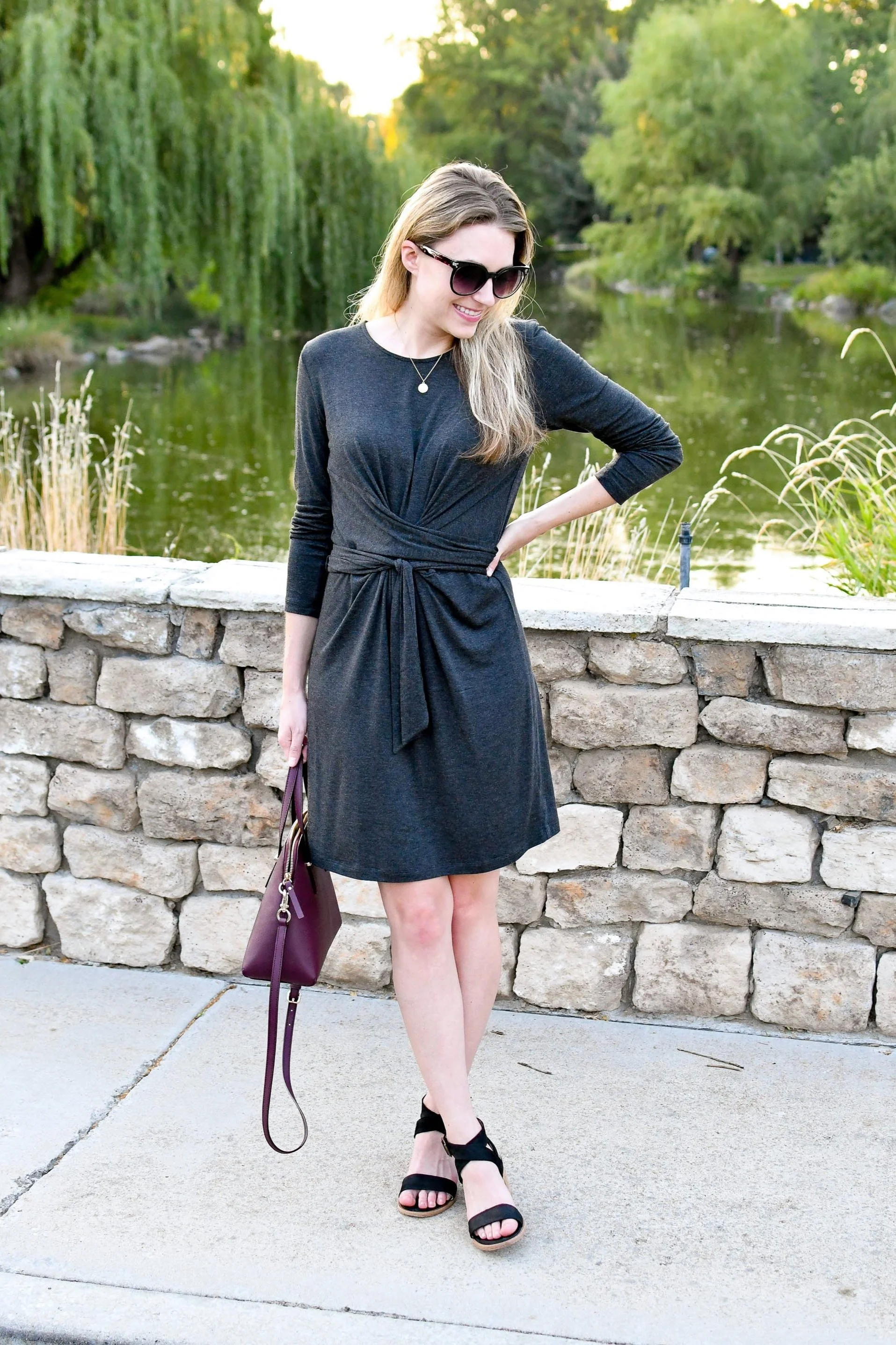 How to Dress Smart Casual in the Summer (+ 16 Outfit Ideas!)