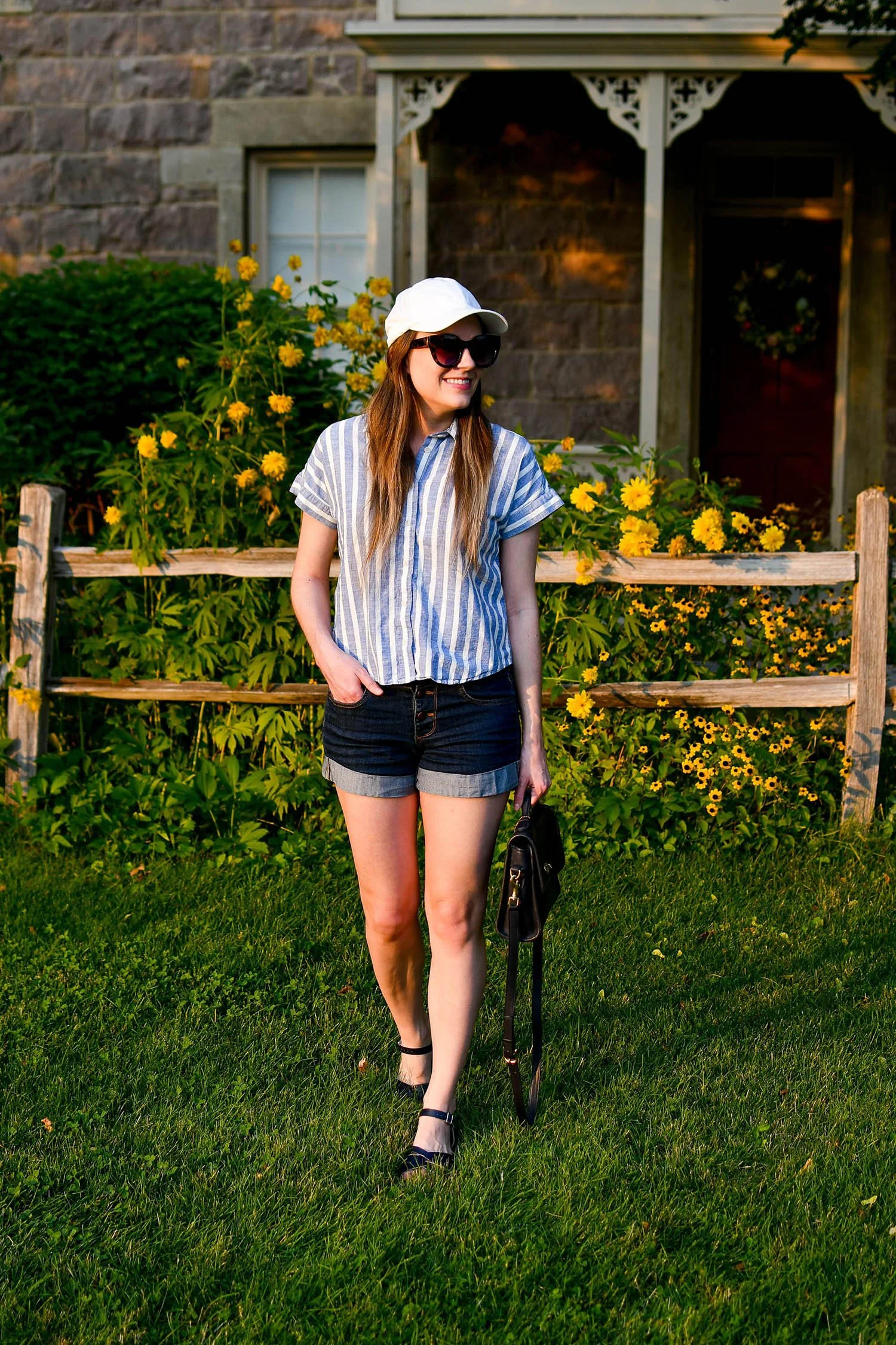 How to Wear a Summer Hat