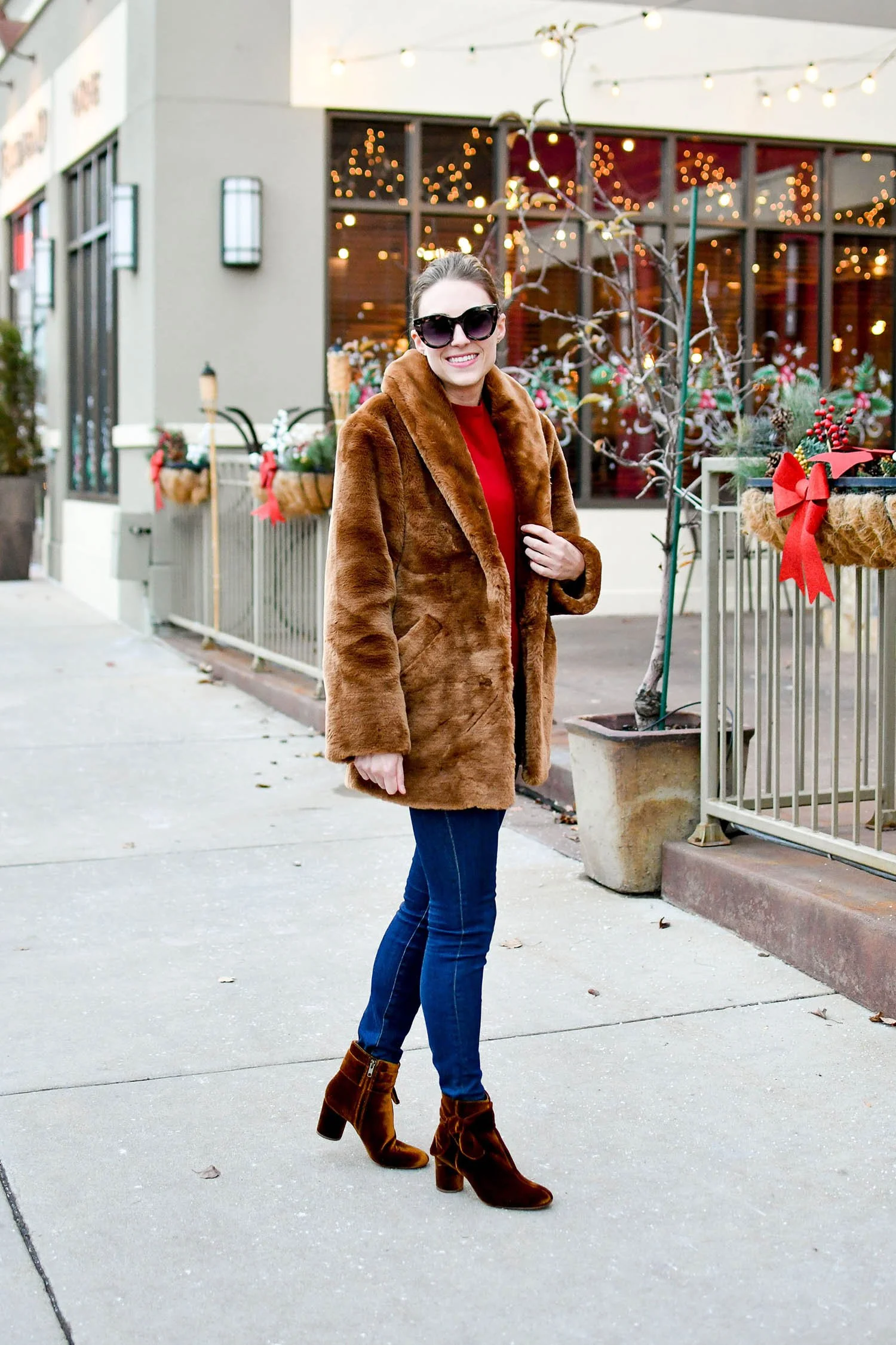12 Outfits for a Work Christmas Party