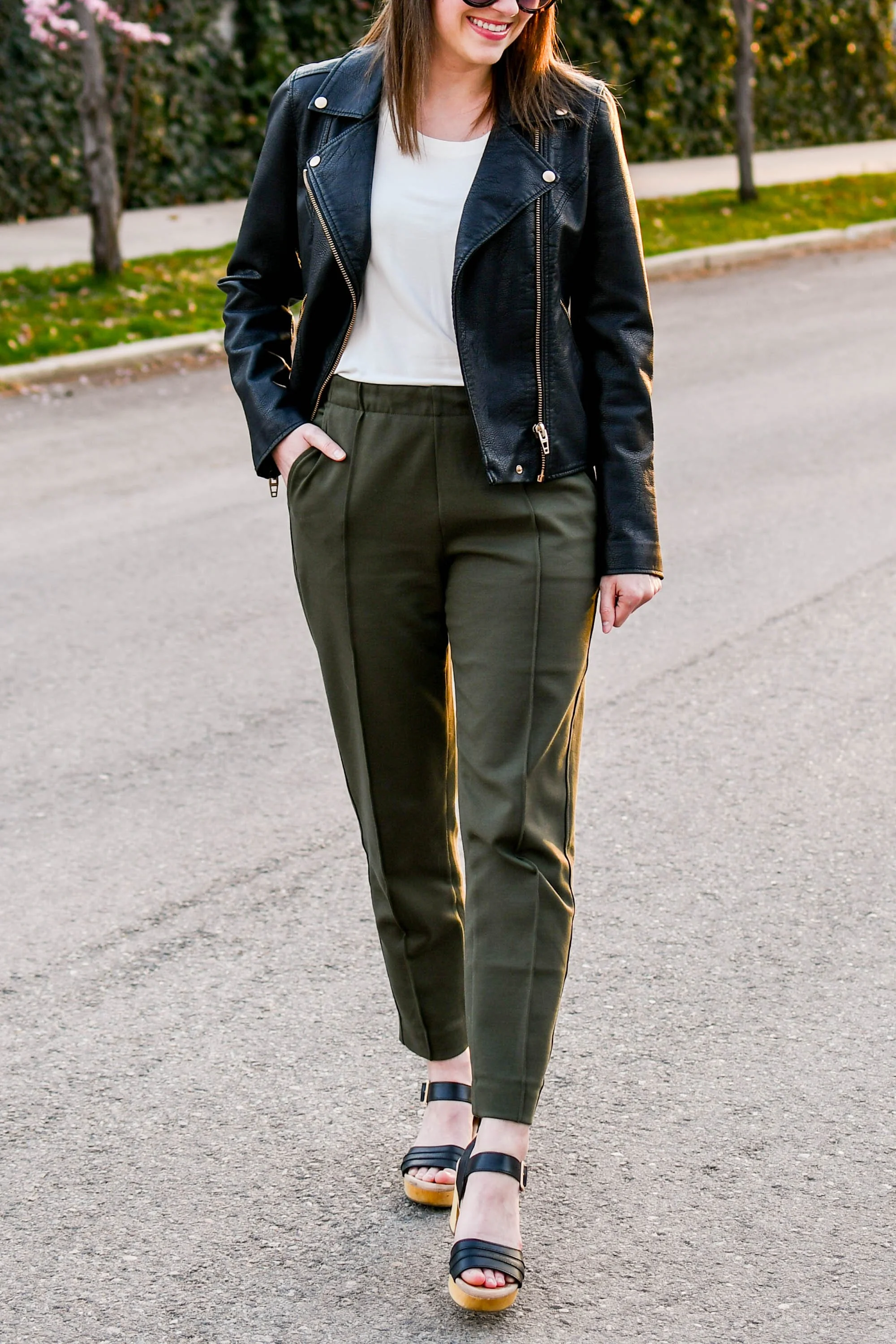On Buying Clothes and Shoes in Multiples (+ What I Own in Multiples)
