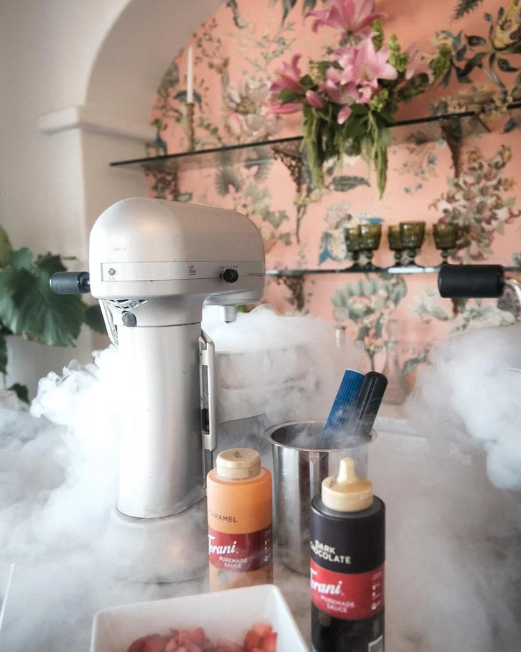 Nitrogen Ice Cream & Dessert Catering In Texas & Beyond - The Freezing ...