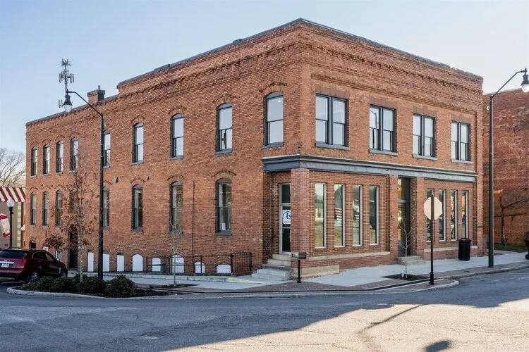 Live — Maurer Architecture