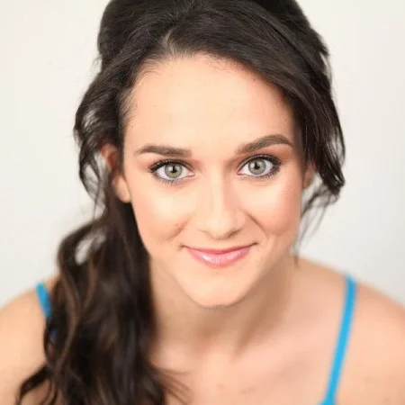 “Find happiness in the everyday…” Meet The Prom’s Becca Lee! — OnStage Blog