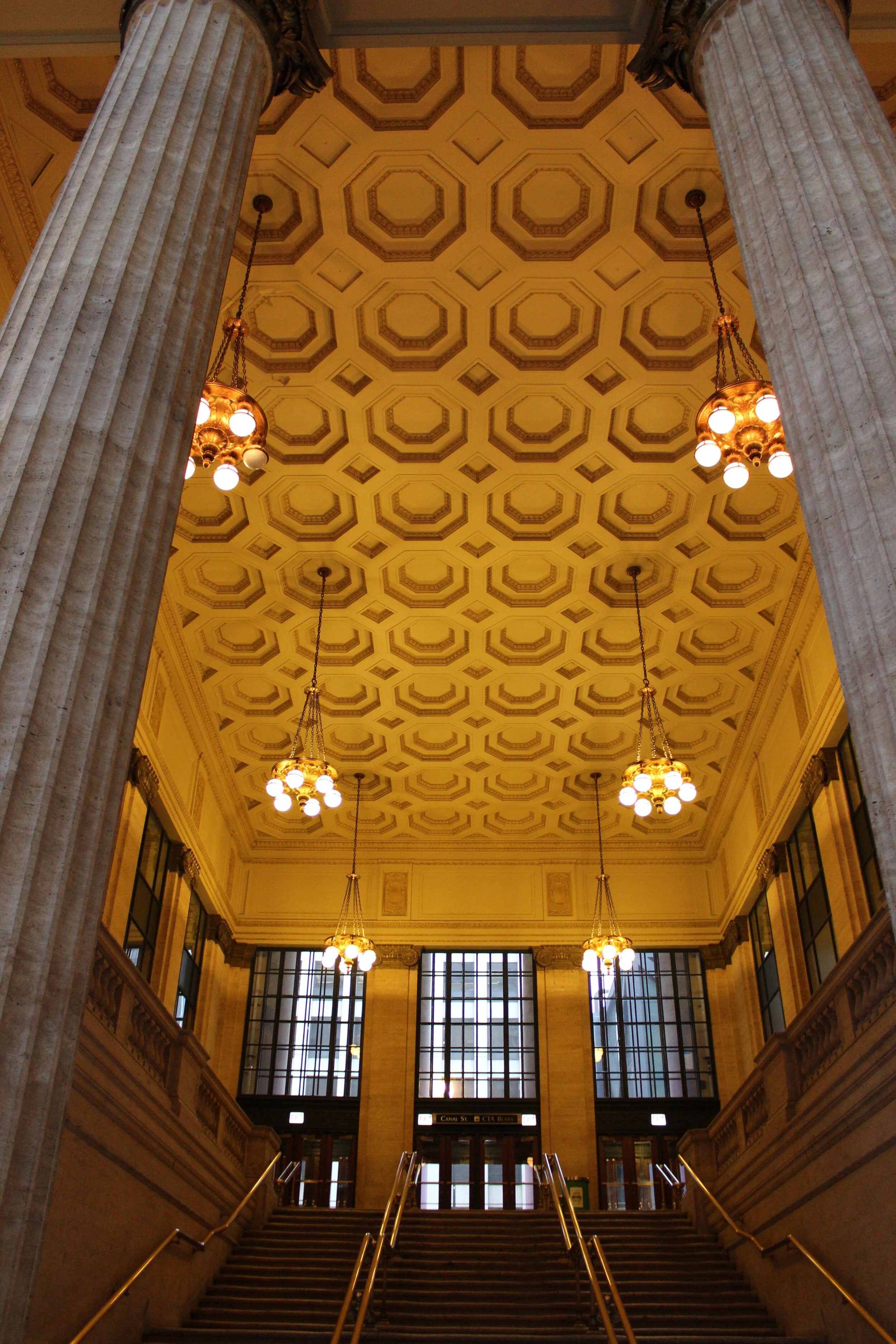 Falling Back in Time with Union Station — Inside Chicago Walking Tours ...