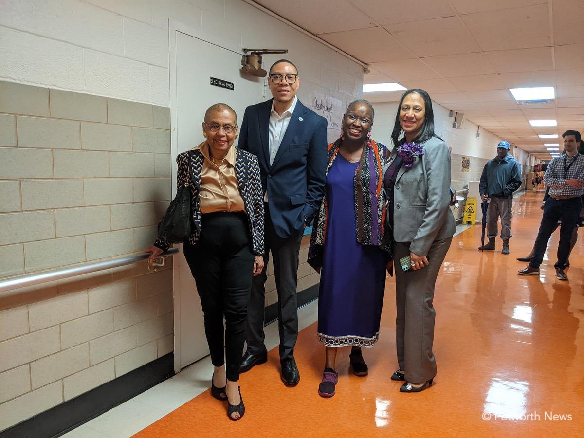 Congresswoman Eleanor Holmes Norton and DCPS Chancellor Ferebee ...