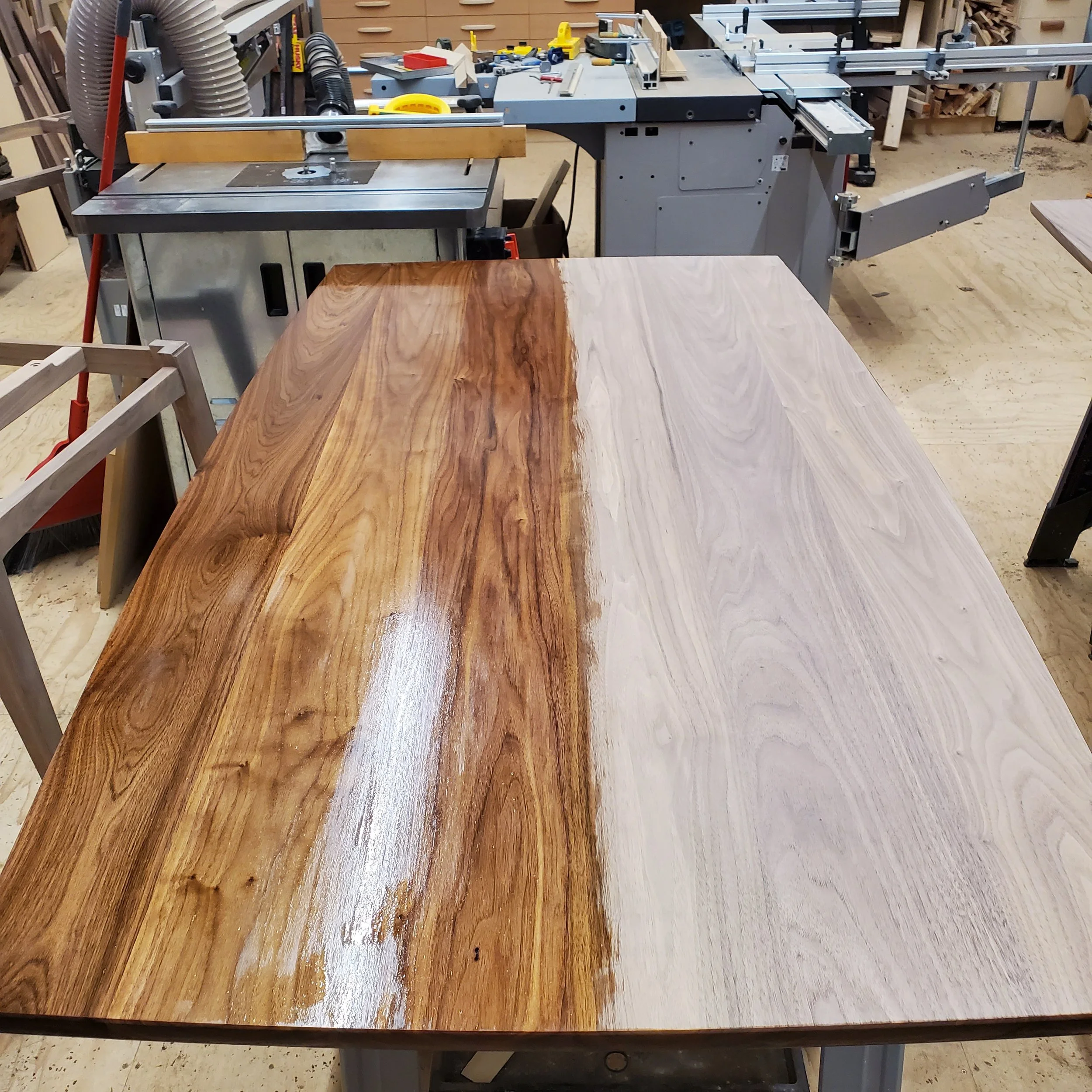 Elegant Walnut Table — PantoRouter