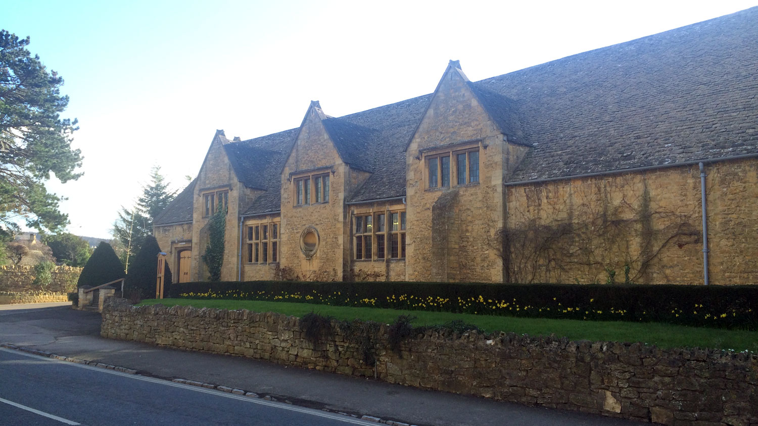 Lifford Hall & BookingBroadway Cotswolds - Enjoy Eat Shop Stay - Visit ...