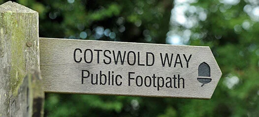 Walking Hiking Rambling in beautiful Cotswold Countryside & the ...