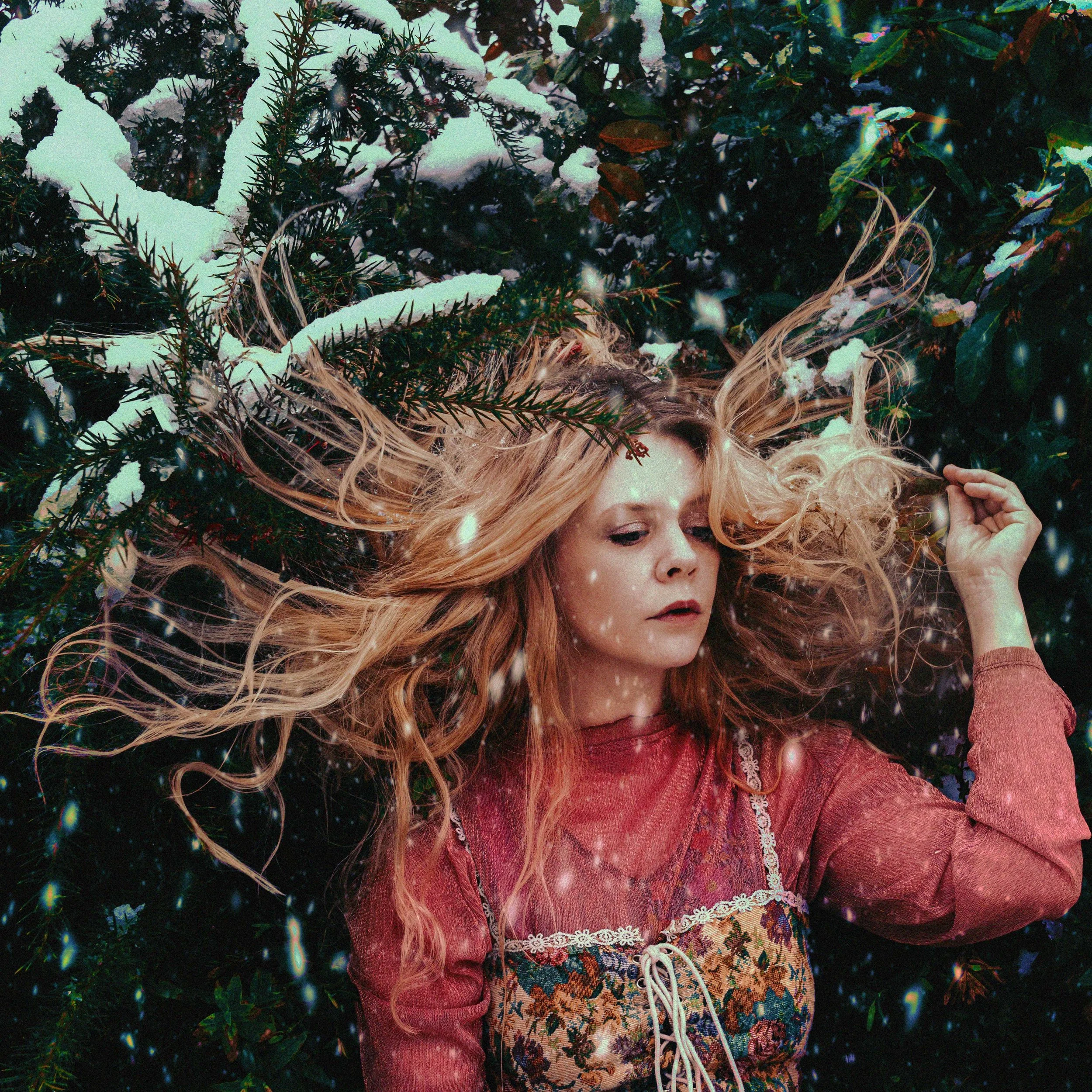 About — Lucy Rose Tindall