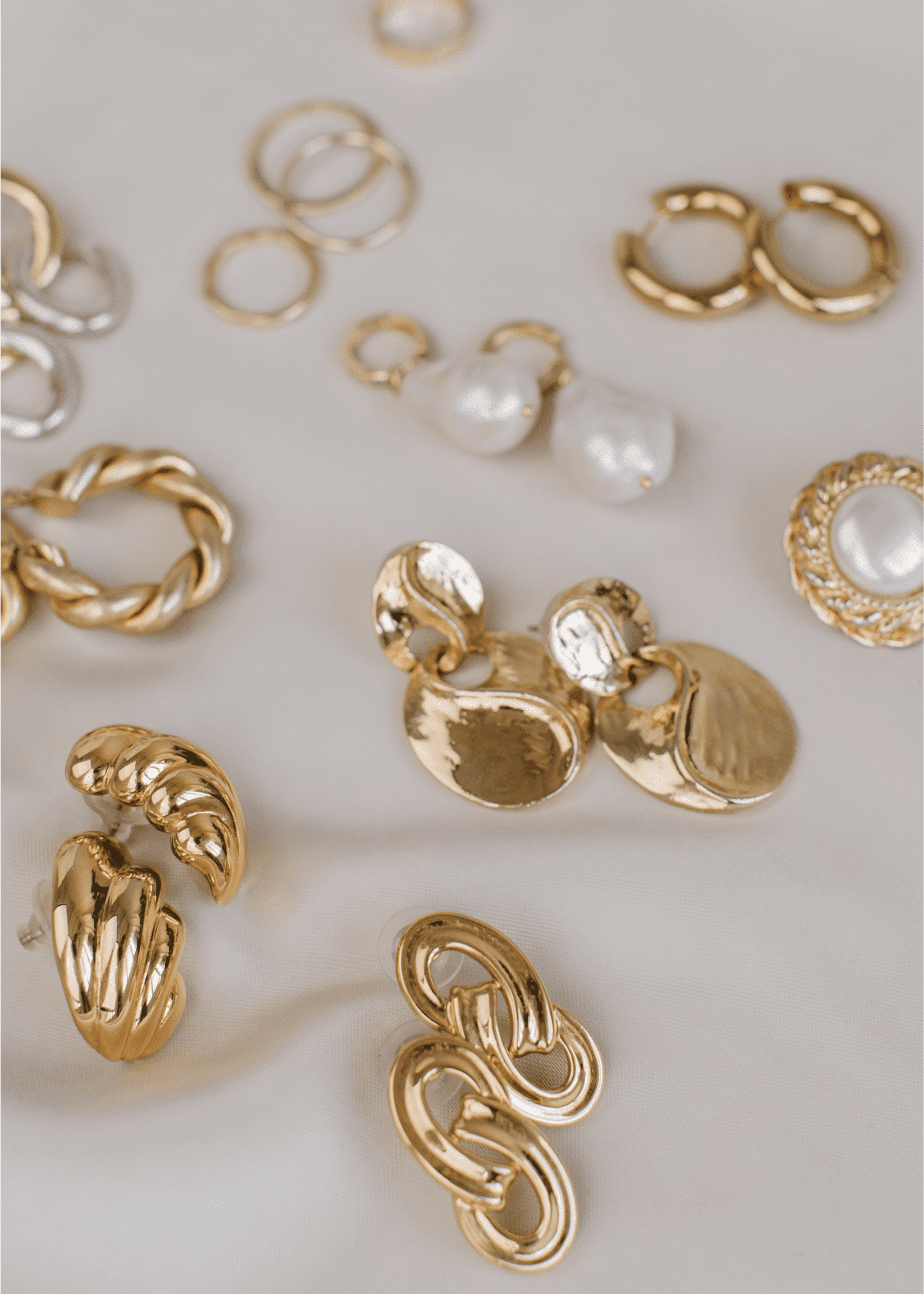 Fashion Trends: The Art of Stacking Jewelry