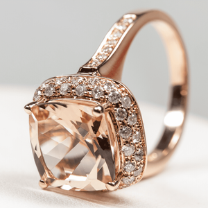 Choosing The Perfect Engagement Ring: A Comprehensive Guide